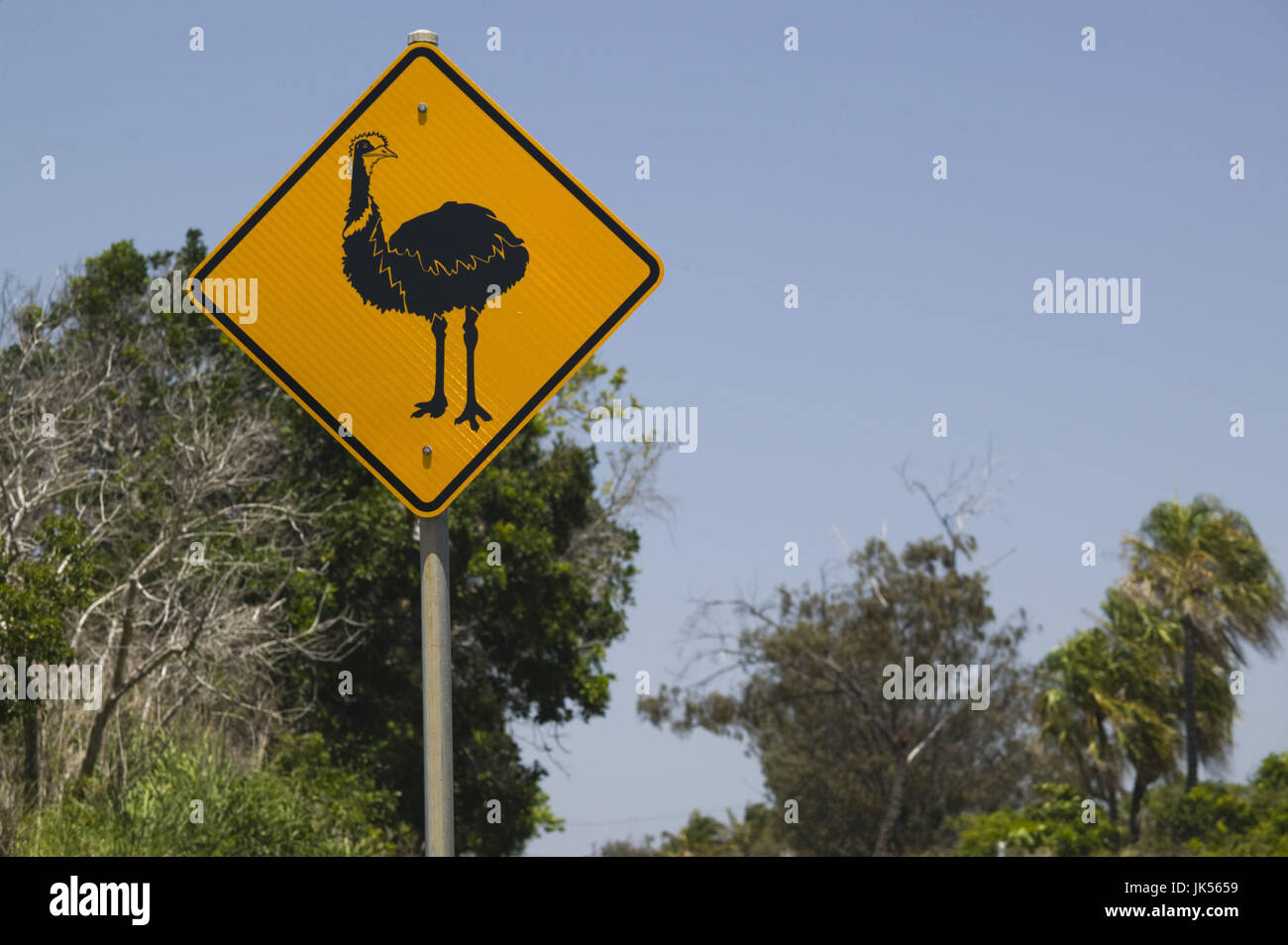 Road sign emu australia hi-res stock photography and images - Alamy