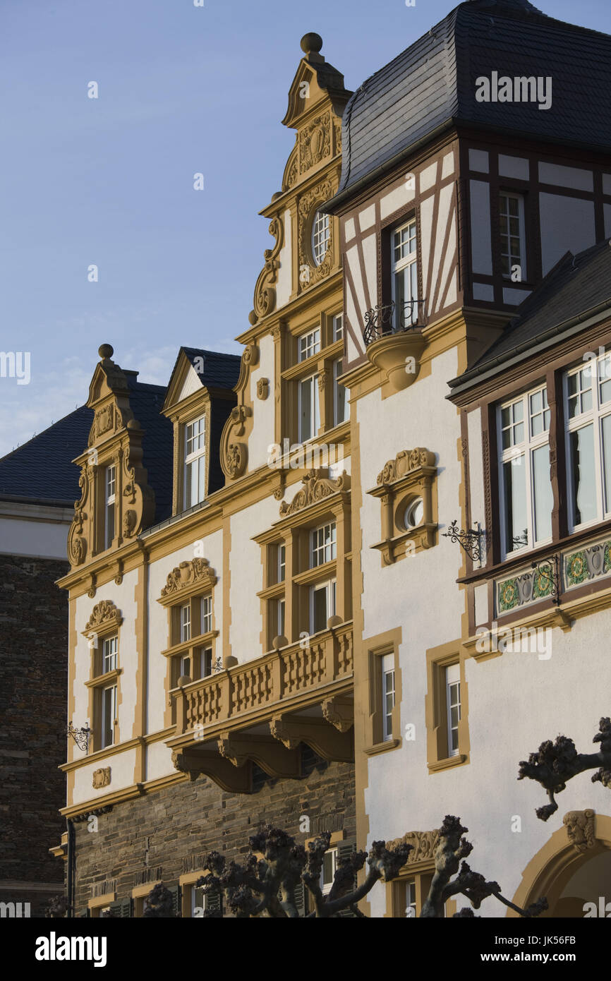 Bernkastel kues mosel germany river hi-res stock photography and images ...