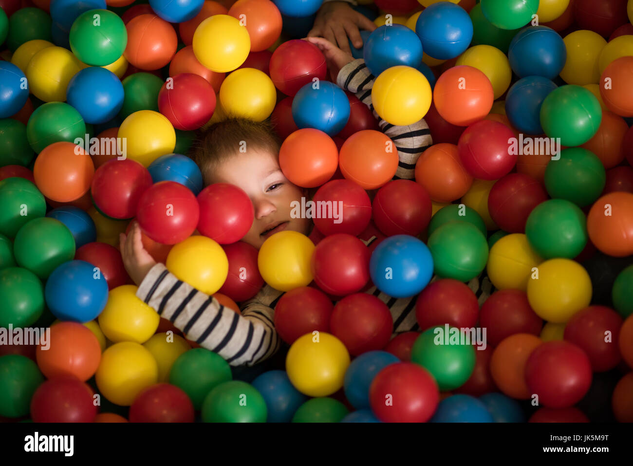 Hidden ball game hi-res stock photography and images - Alamy