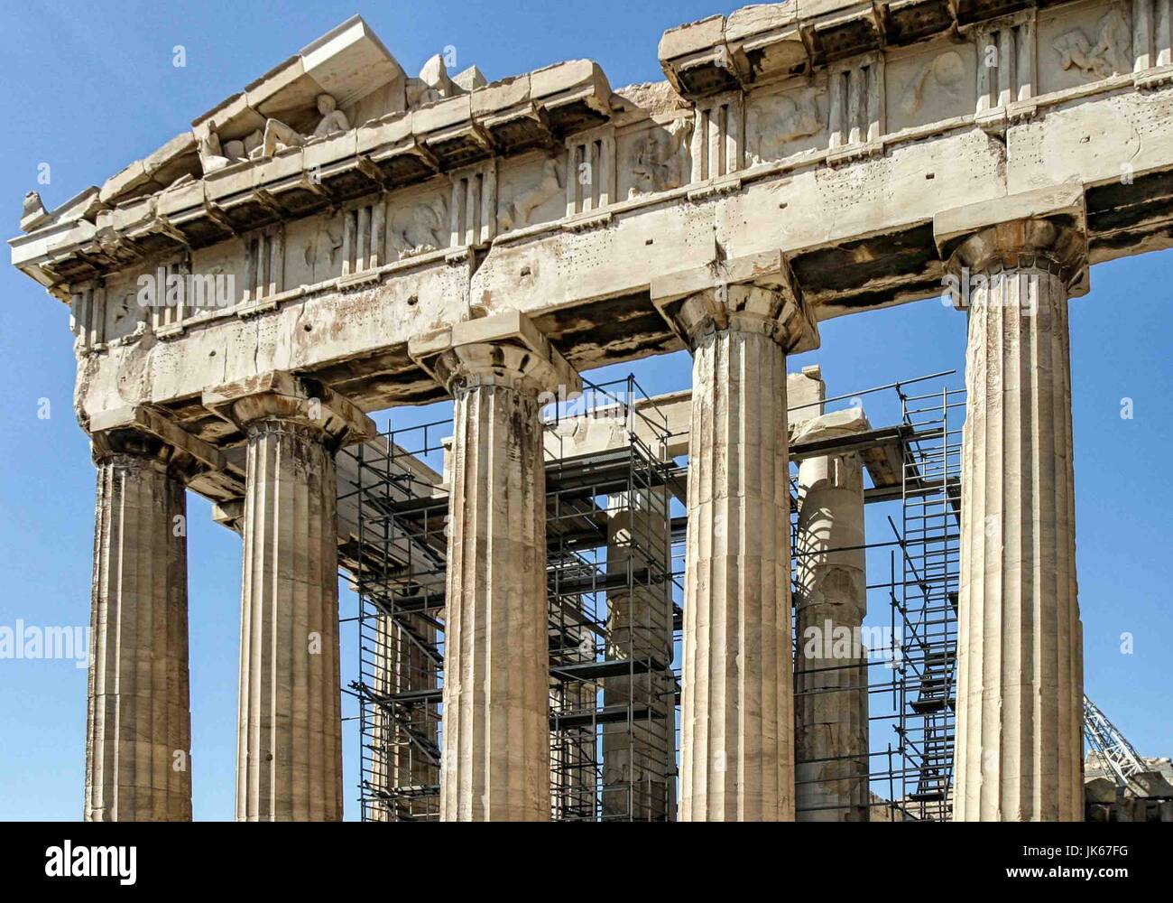 Athens, Greece. 30th Sep, 2004. Detail view of the Doric columns on the ...
