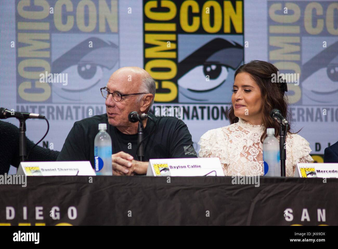 Robert erickson hi-res stock photography and images - Alamy