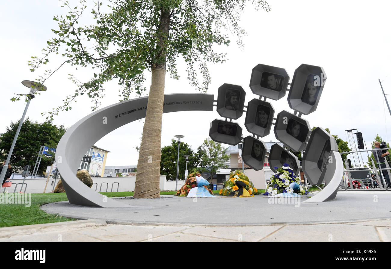 Munich, Germany. 22nd July, 2017. The art work at the place of ...