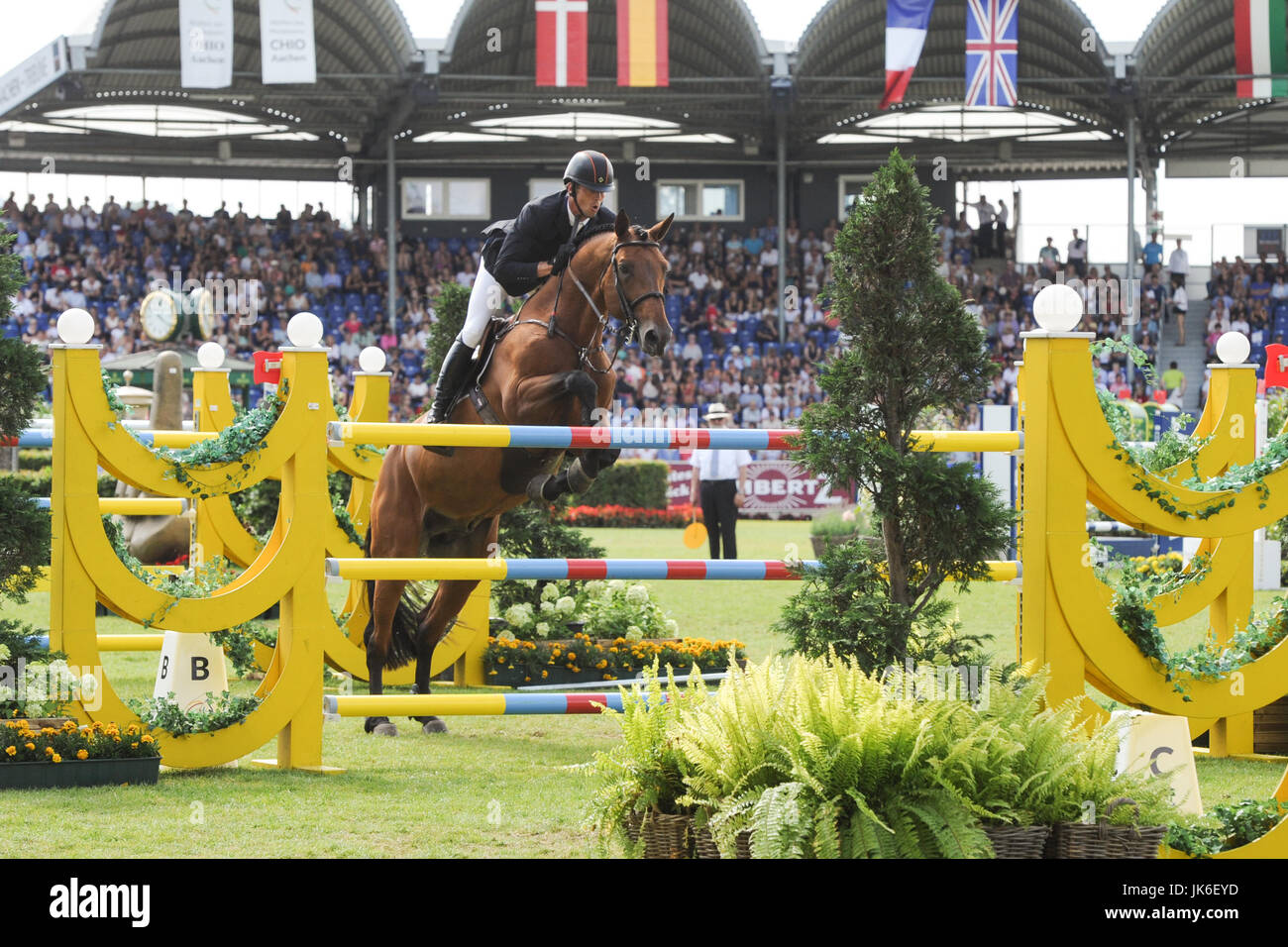 Aachen, Germany. 22nd July, 2017. Showjumper Harrie Smolders on horse ...