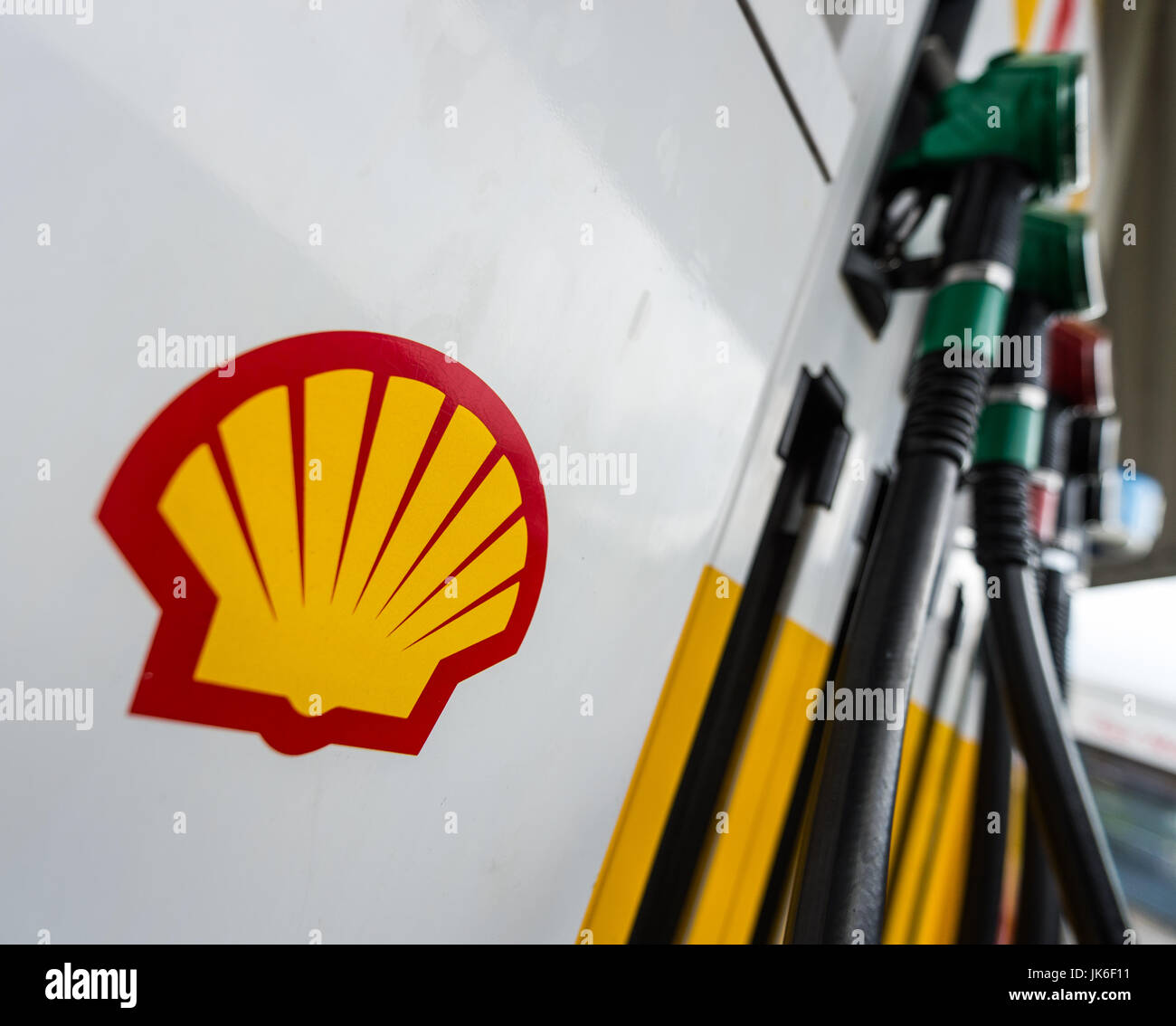 Hamburg, Germany. 11th July, 2017. The Shell logo on a petrol pump in a ...