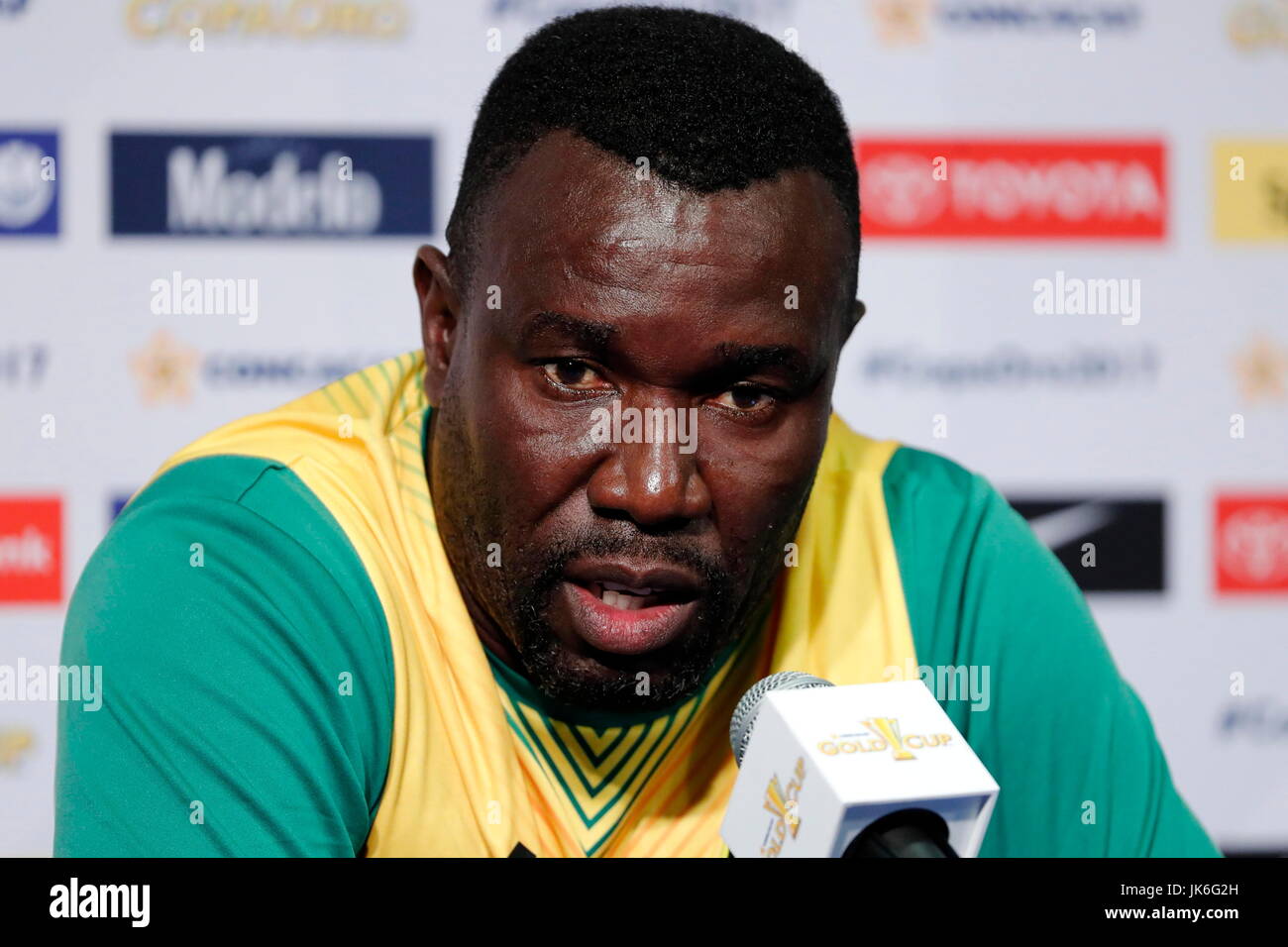 Pasadena Rose Bowl Stadium Stock Photos & Pasadena Rose Bowl Stadium ...