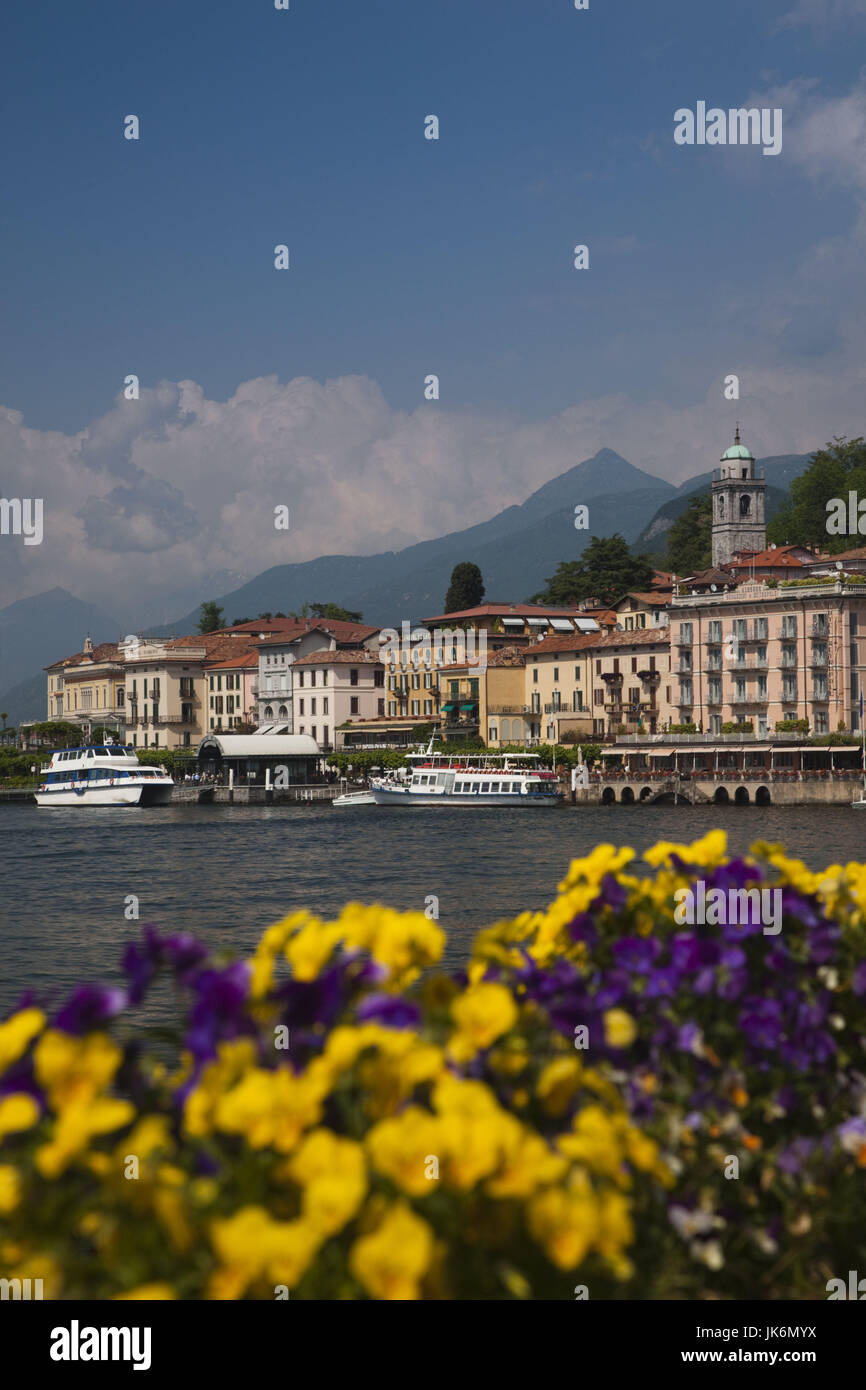 Italy, Lombardy, Lakes Region, Lake Como, Bellagio, town view Stock ...
