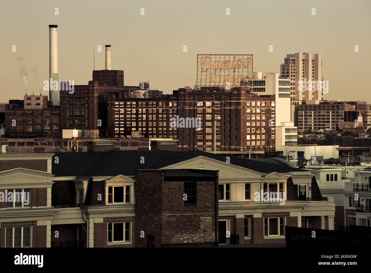 Baltimore domino sugar sign hi-res stock photography and images - Alamy