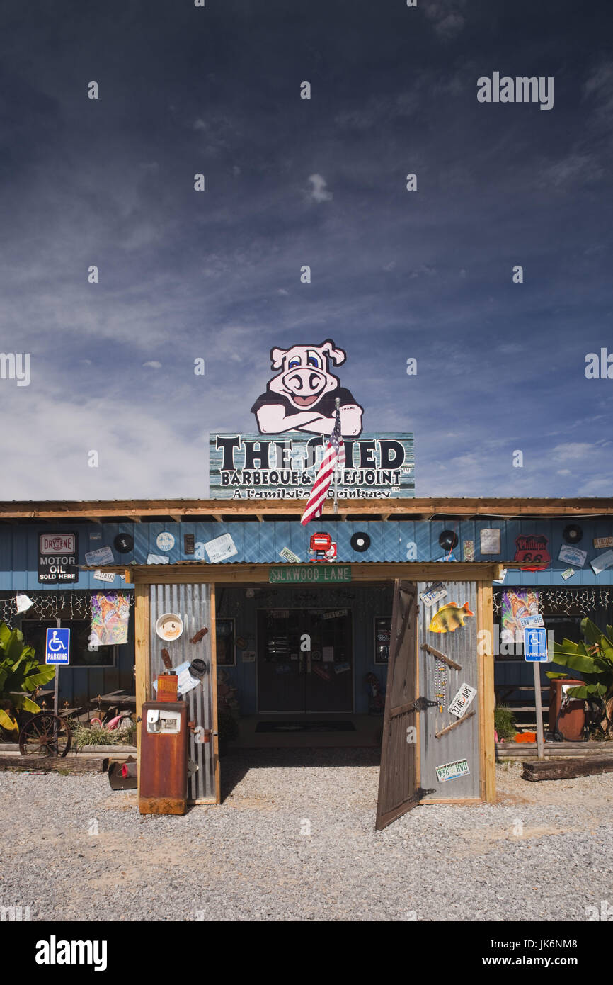 Bbq restaurant exterior hi-res stock photography and images - Alamy