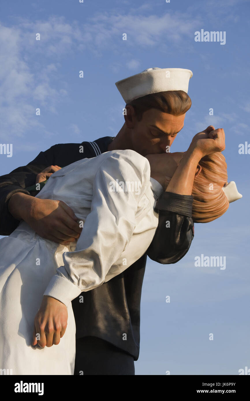 USA, Florida, Sarasota, sculpture Unconditional Surrender by J. Seward ...