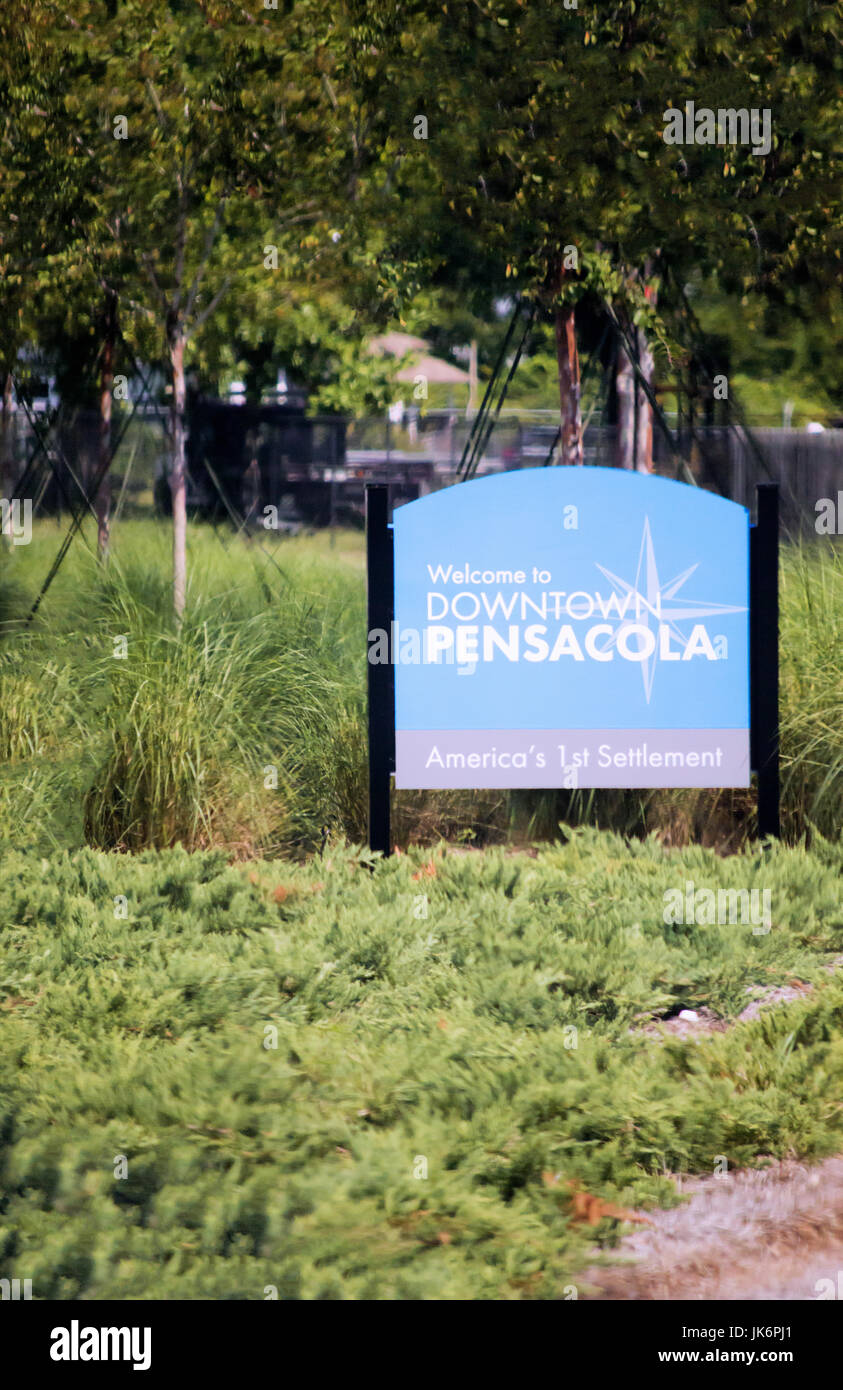 Welcome to Downtown Pensacola sign Stock Photo - Alamy