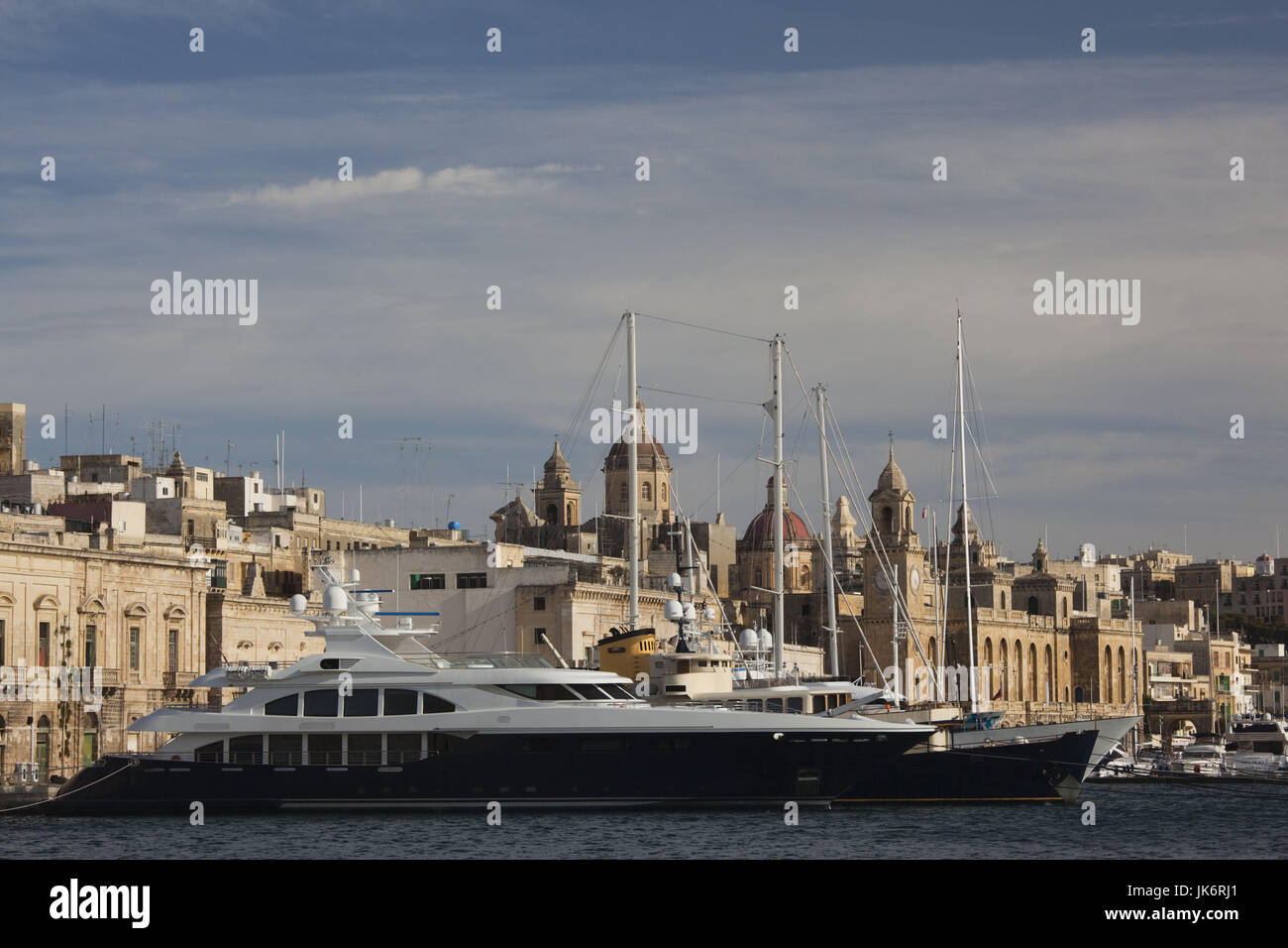 Malta, Valletta, Vittoriosa, Birgu, yachts, waterfront Stock Photo - Alamy