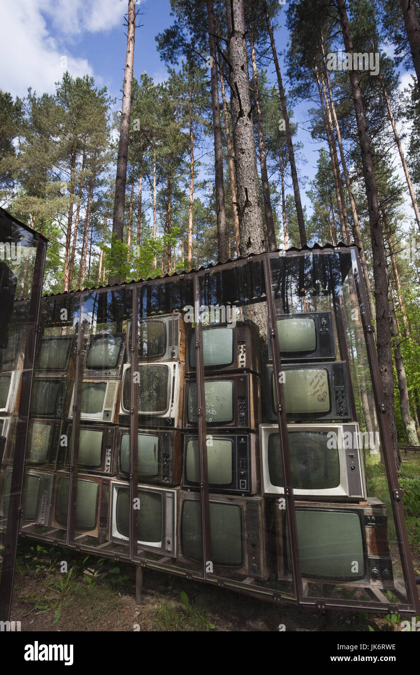 Europos parkas sculpture park hi-res stock photography and images - Alamy