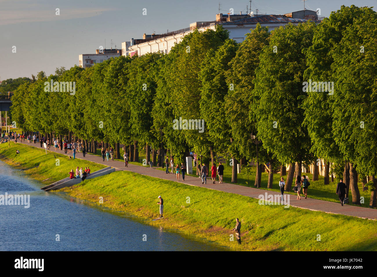Russia, Novgorod Oblast, Veliky Novgorod, Volkhov River, pedestrians on ...