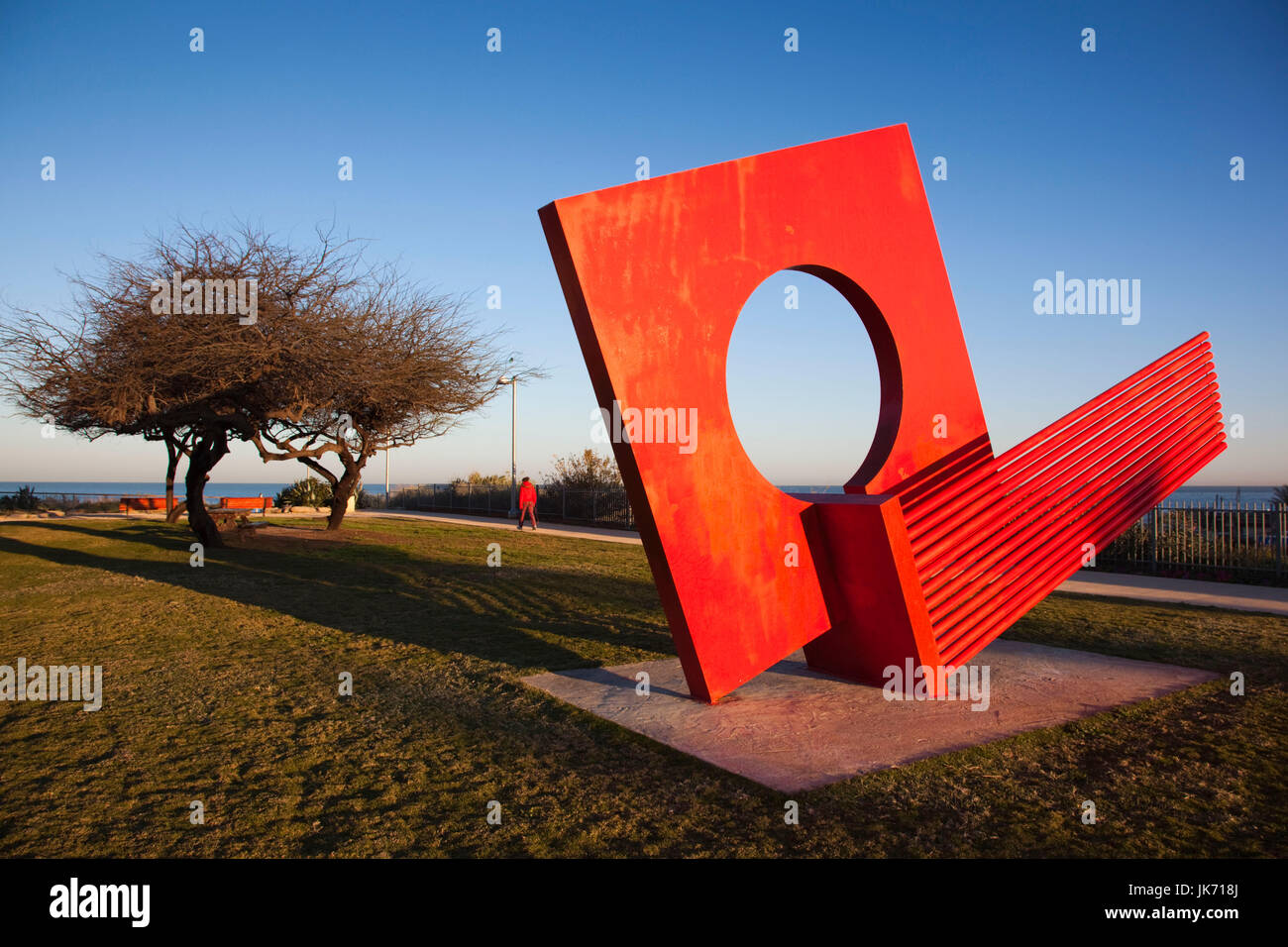 Israel, Tel Aviv, beachfront, public sculpture, dawn Stock Photo - Alamy