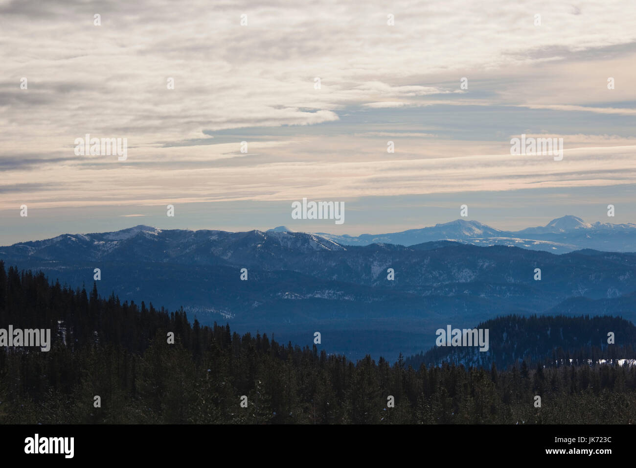 Usa california northern mountains mount hi-res stock photography and ...