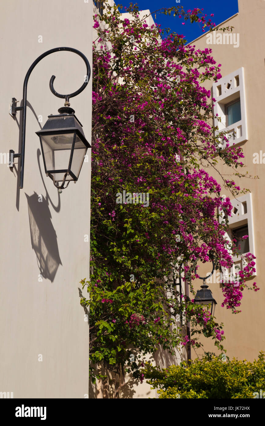 Jordan, Aqaba, Tala Harbor development, streetlight Stock Photo - Alamy