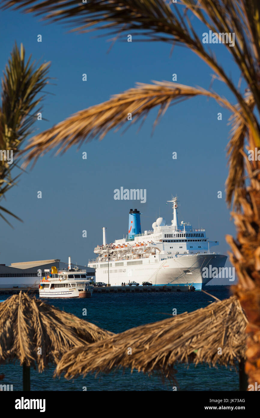 Jordan, Aqaba, Port of Aqaba Stock Photo - Alamy