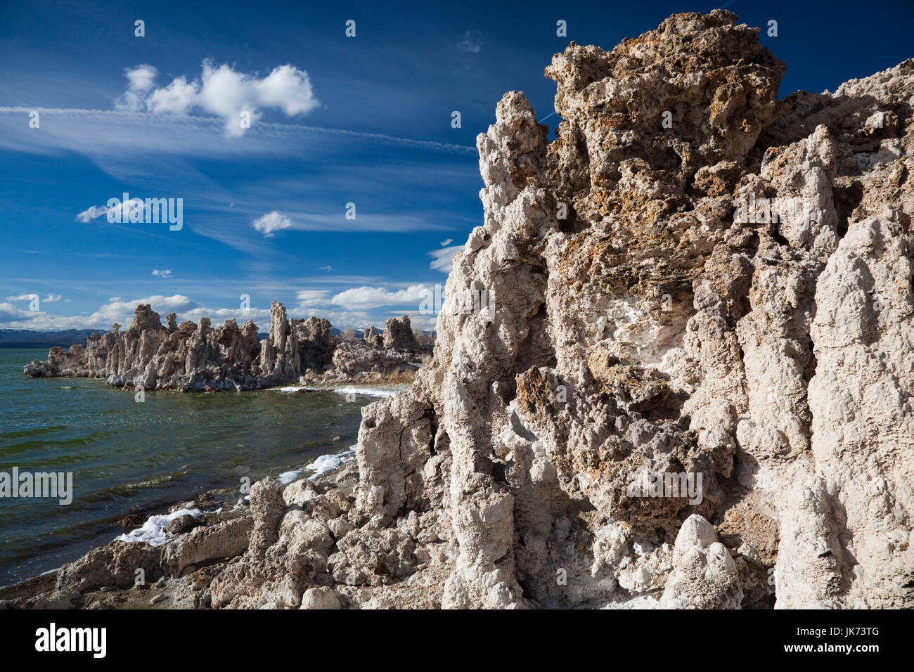 USA, California, Eastern Sierra Nevada Area, Lee Vining, Mono Lake ...