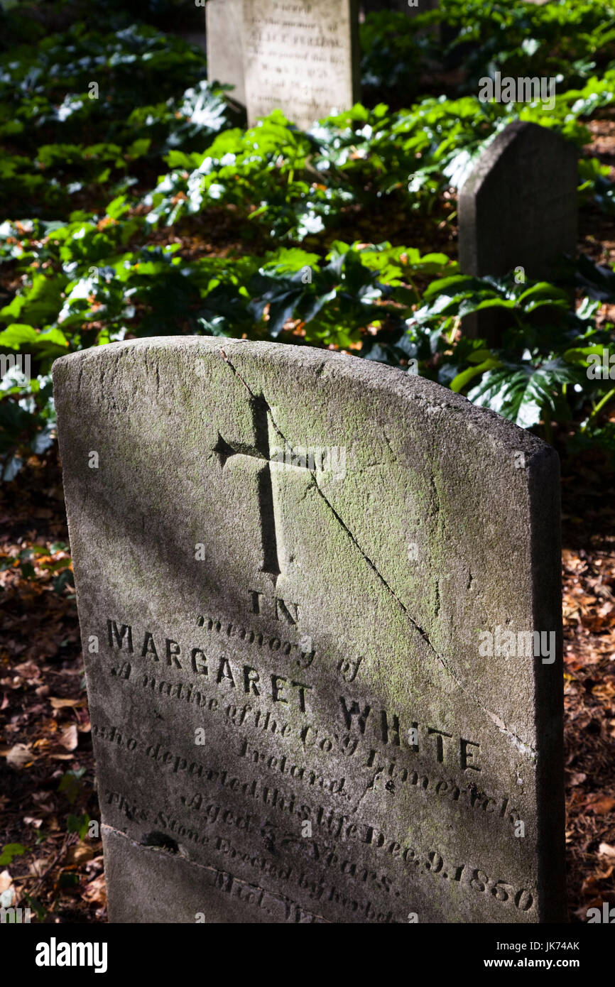 1776 building hi-res stock photography and images - Alamy