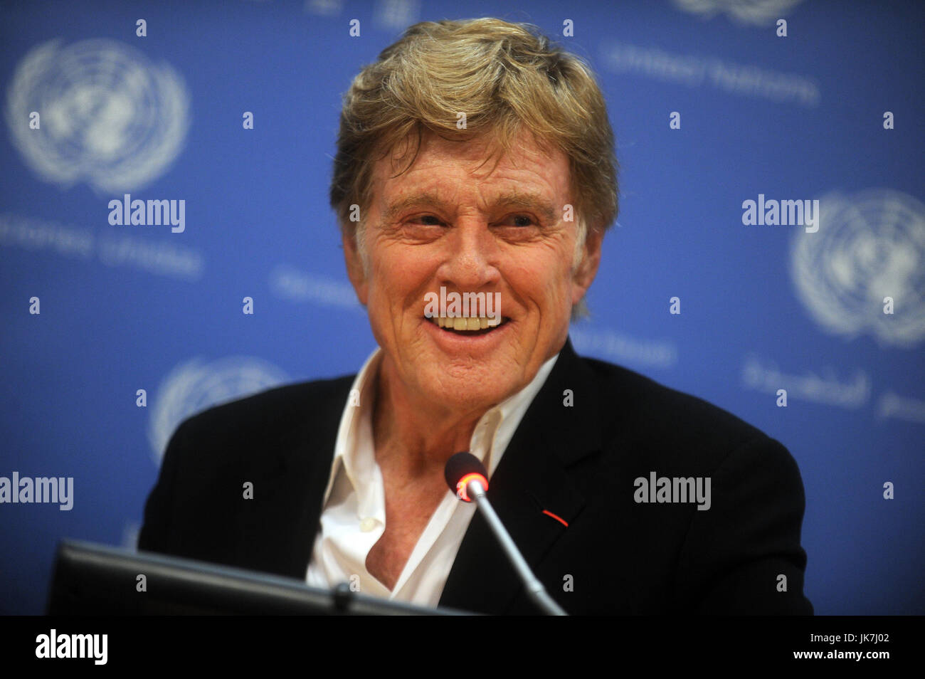 Robert Redford addresses representatives from 193 countries at the ...
