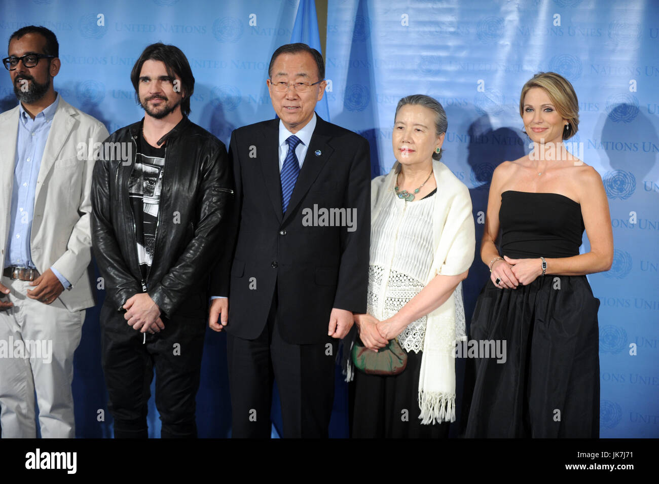 Juanes and wife hi-res stock photography and images - Alamy