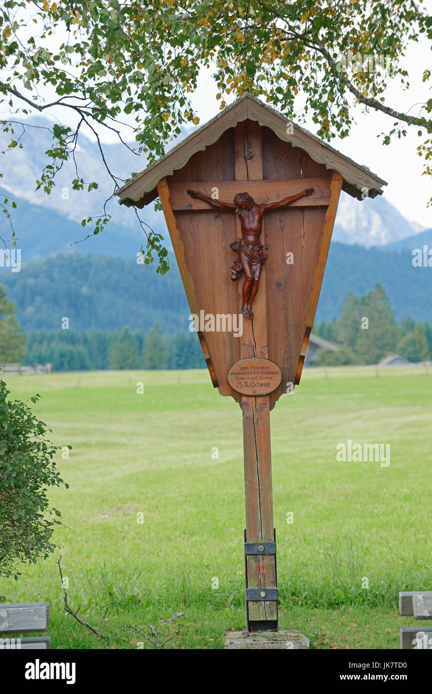 Crucifix, Wallgau, Bavaria, Germany / cross | Kruzifix, Werdenfelser ...