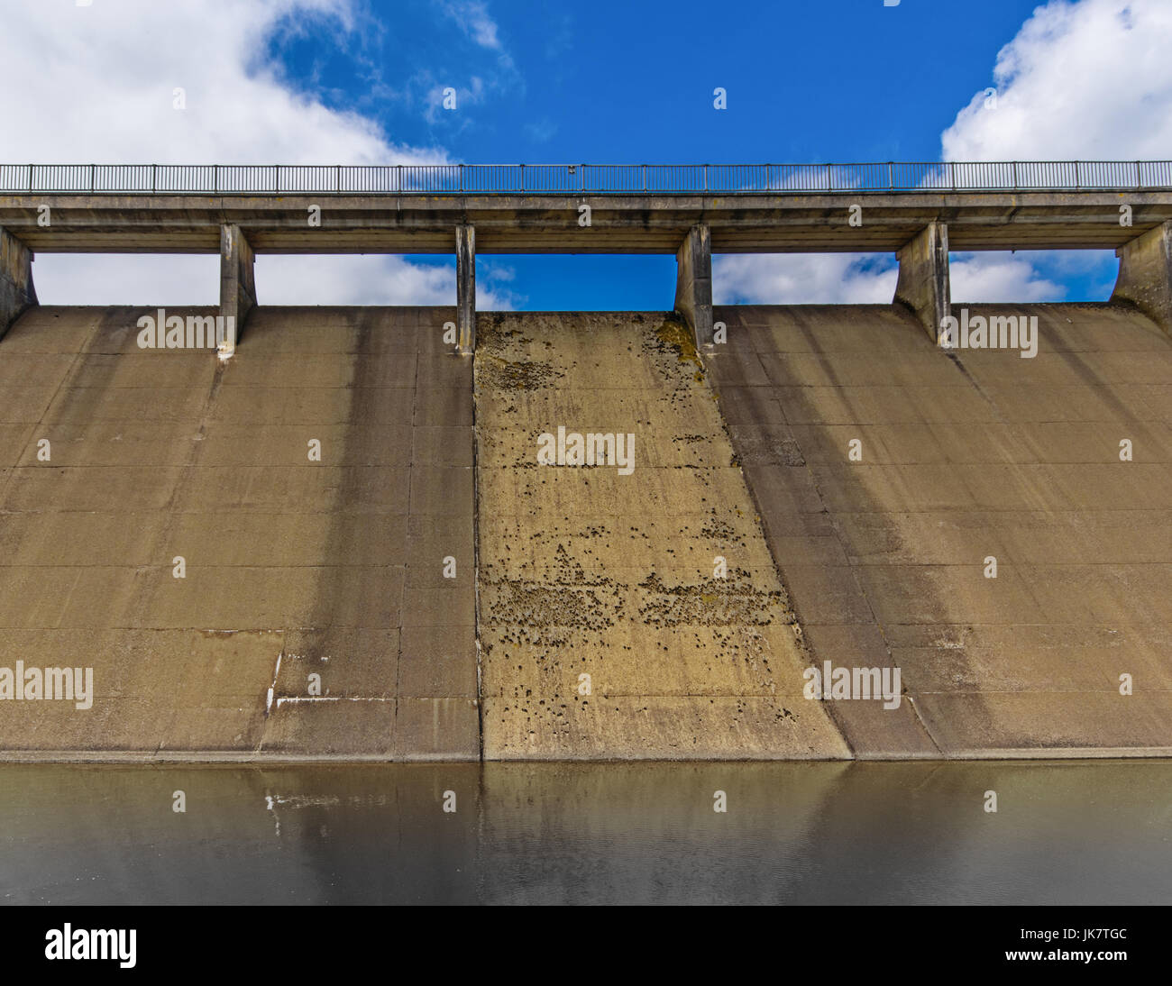 Upper tamar lake cornwall hi-res stock photography and images - Alamy