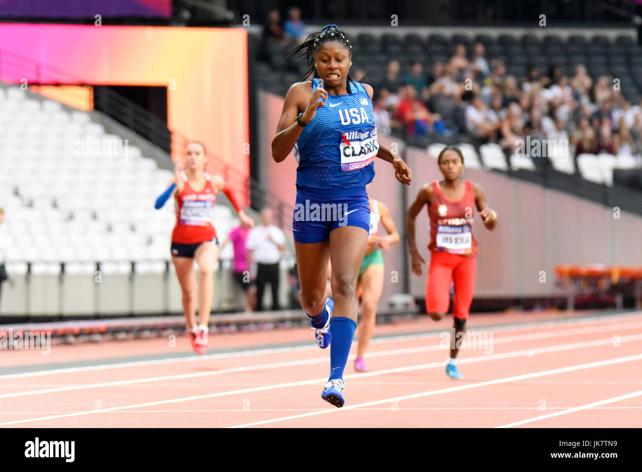 Female world record runner hi-res stock photography and images - Alamy