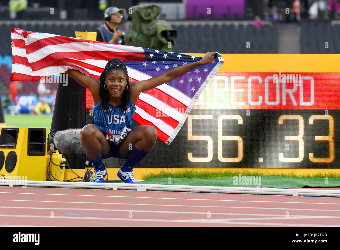 Female world record runner hi-res stock photography and images - Alamy