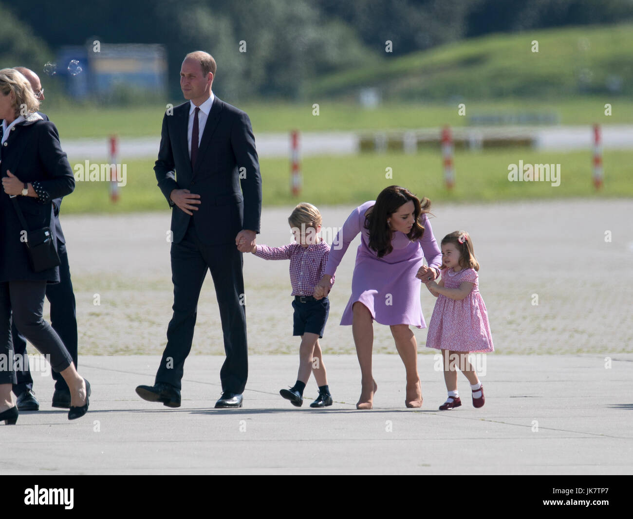 Britain's Prince William and Catherine, Duchess of Cambridge visit ...