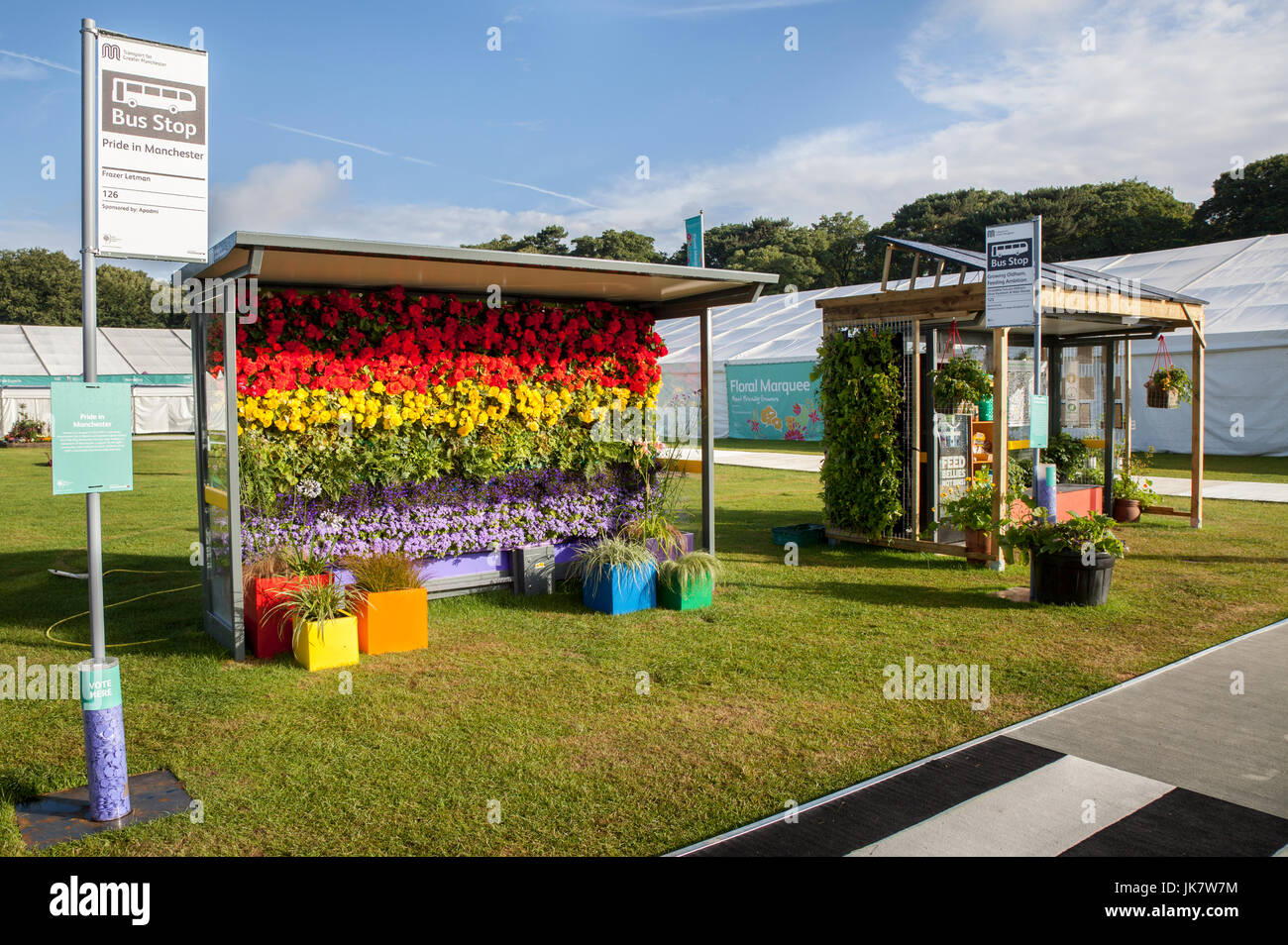 Flowers & plants growing in decorated garden Bus shelters, bus stop ...