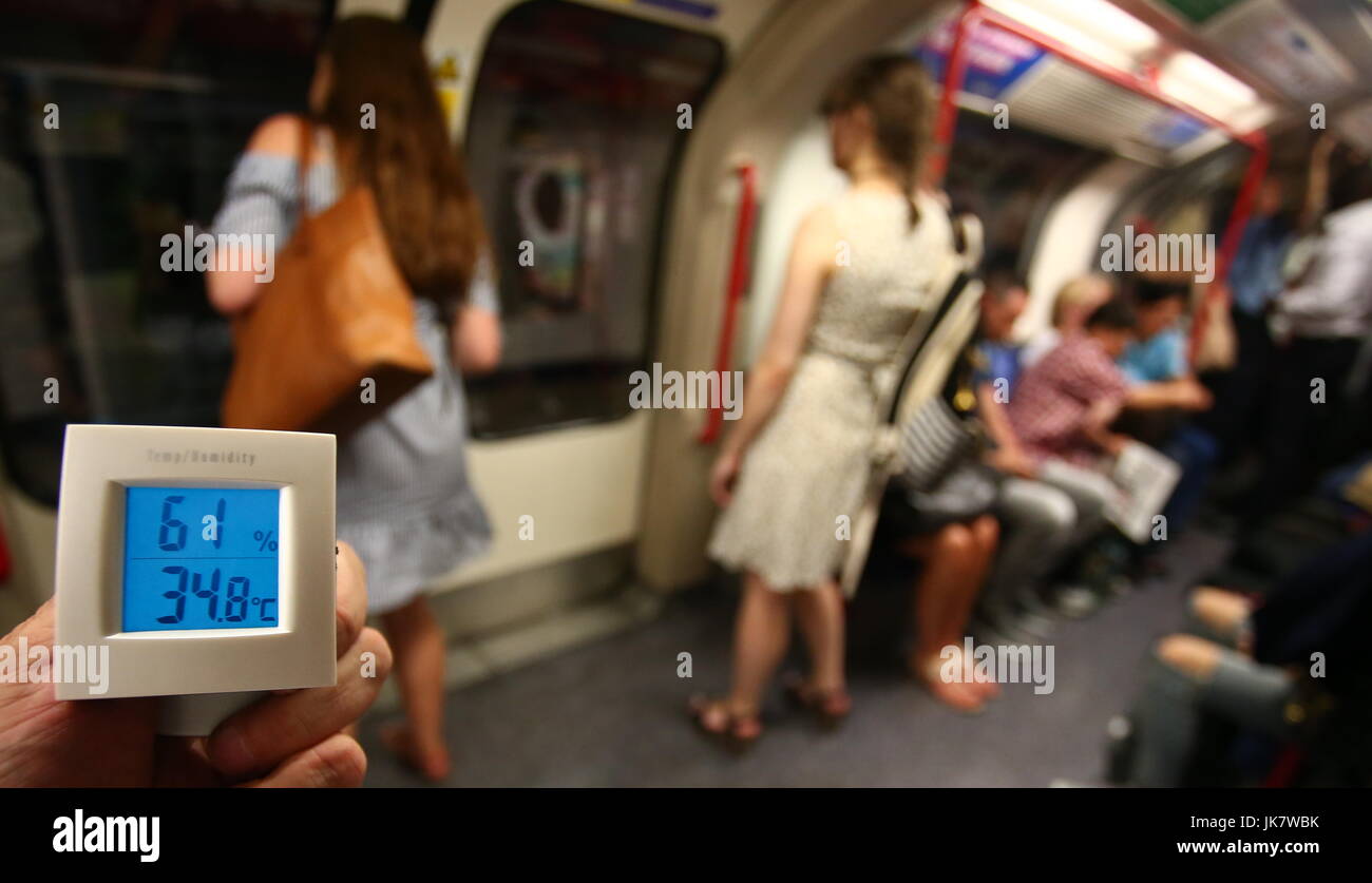 Temperatures reached up to a sweltering 35 degrees celsius on London's ...