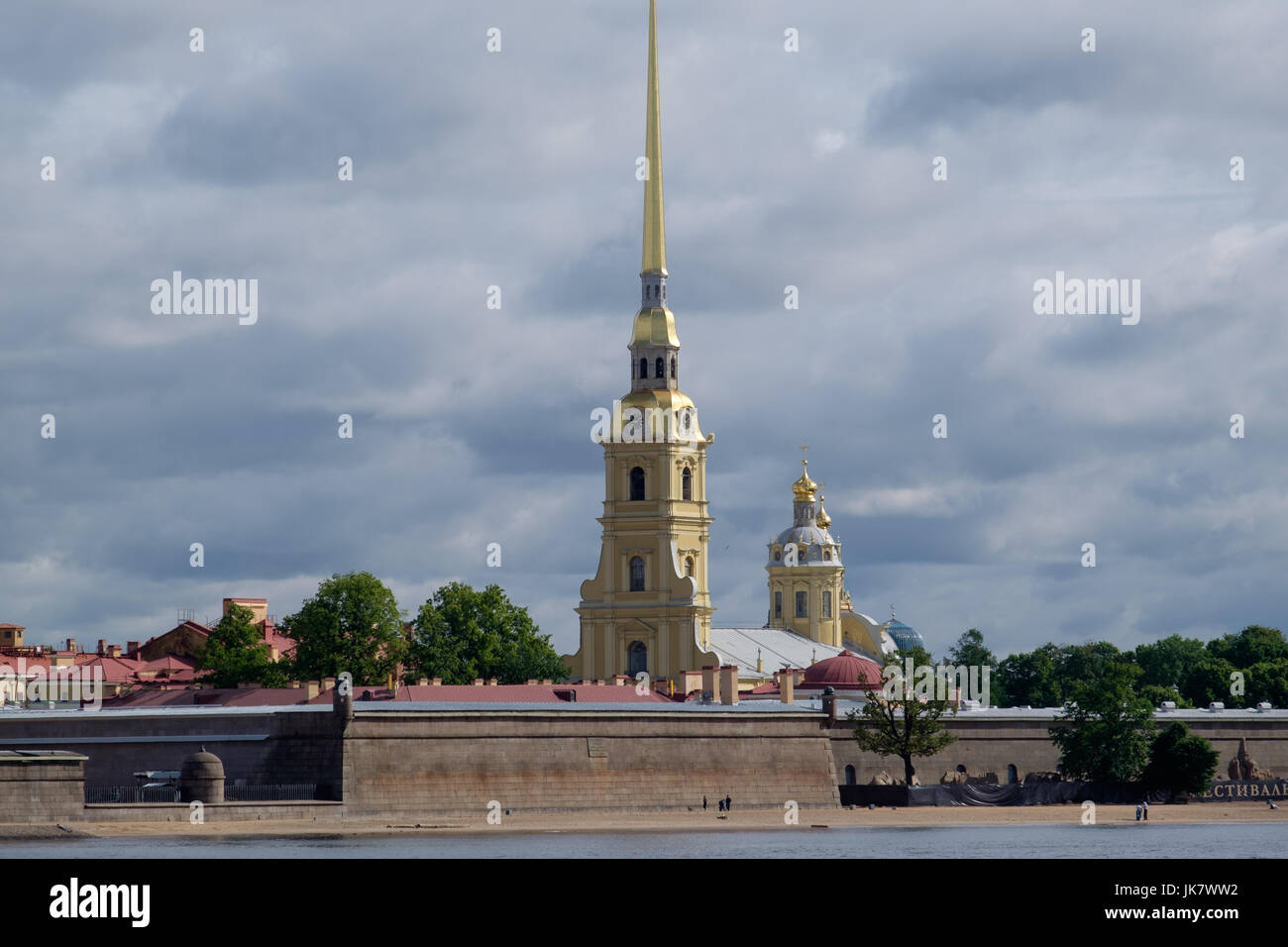 Castle in saint petersburg Stock Photo - Alamy
