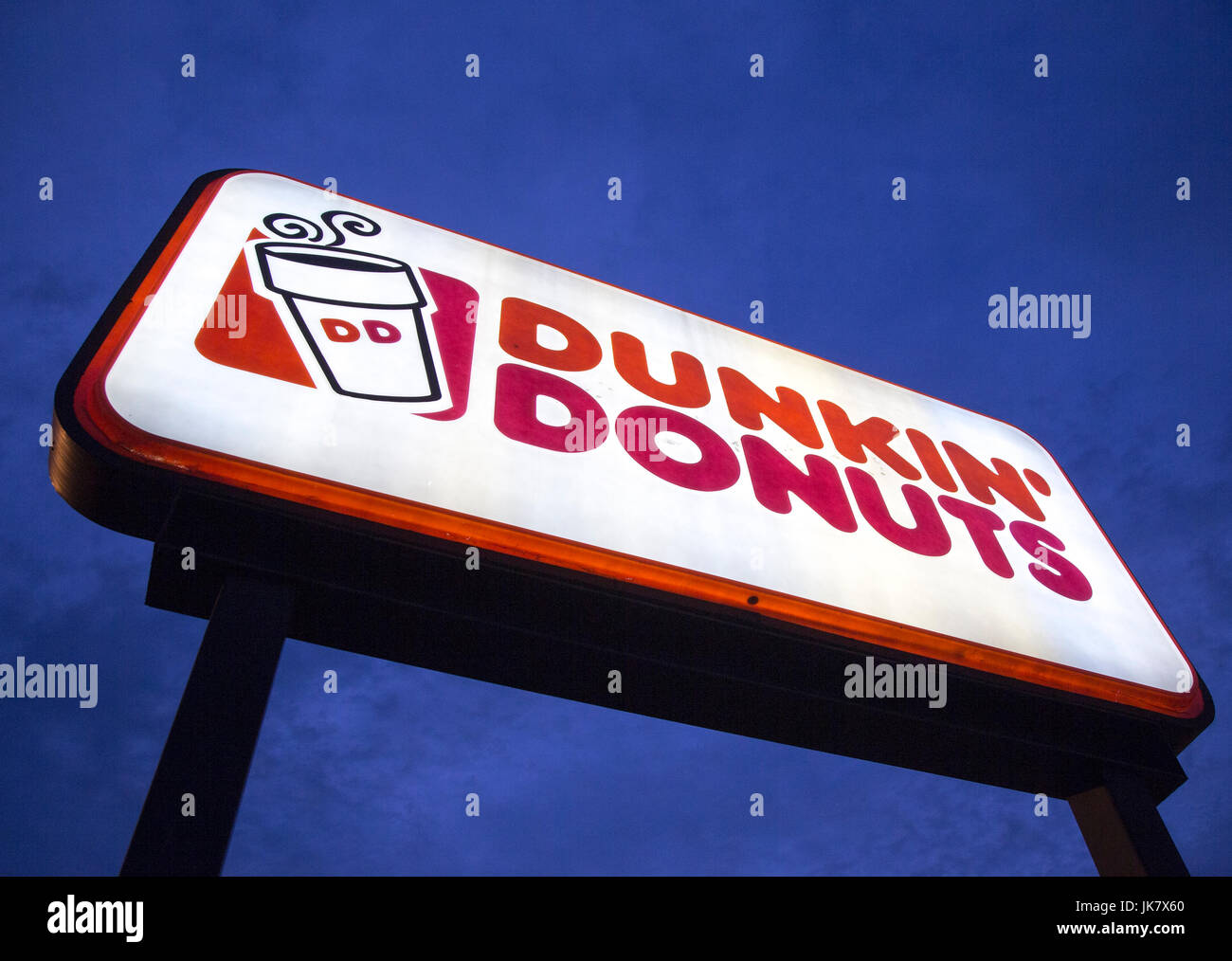 Dunkin donuts hi-res stock photography and images - Alamy