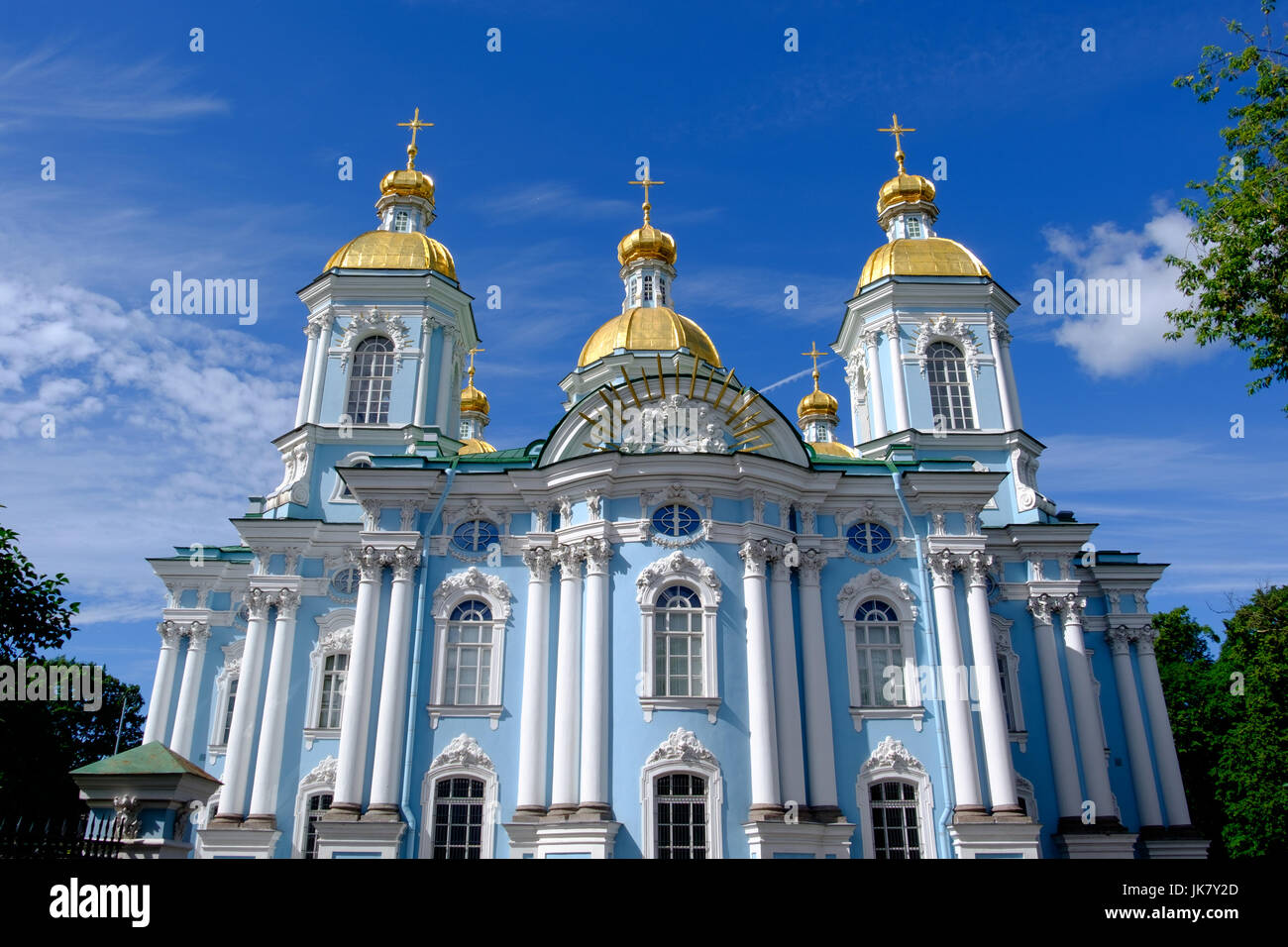 Castle in saint petersburg Stock Photo - Alamy