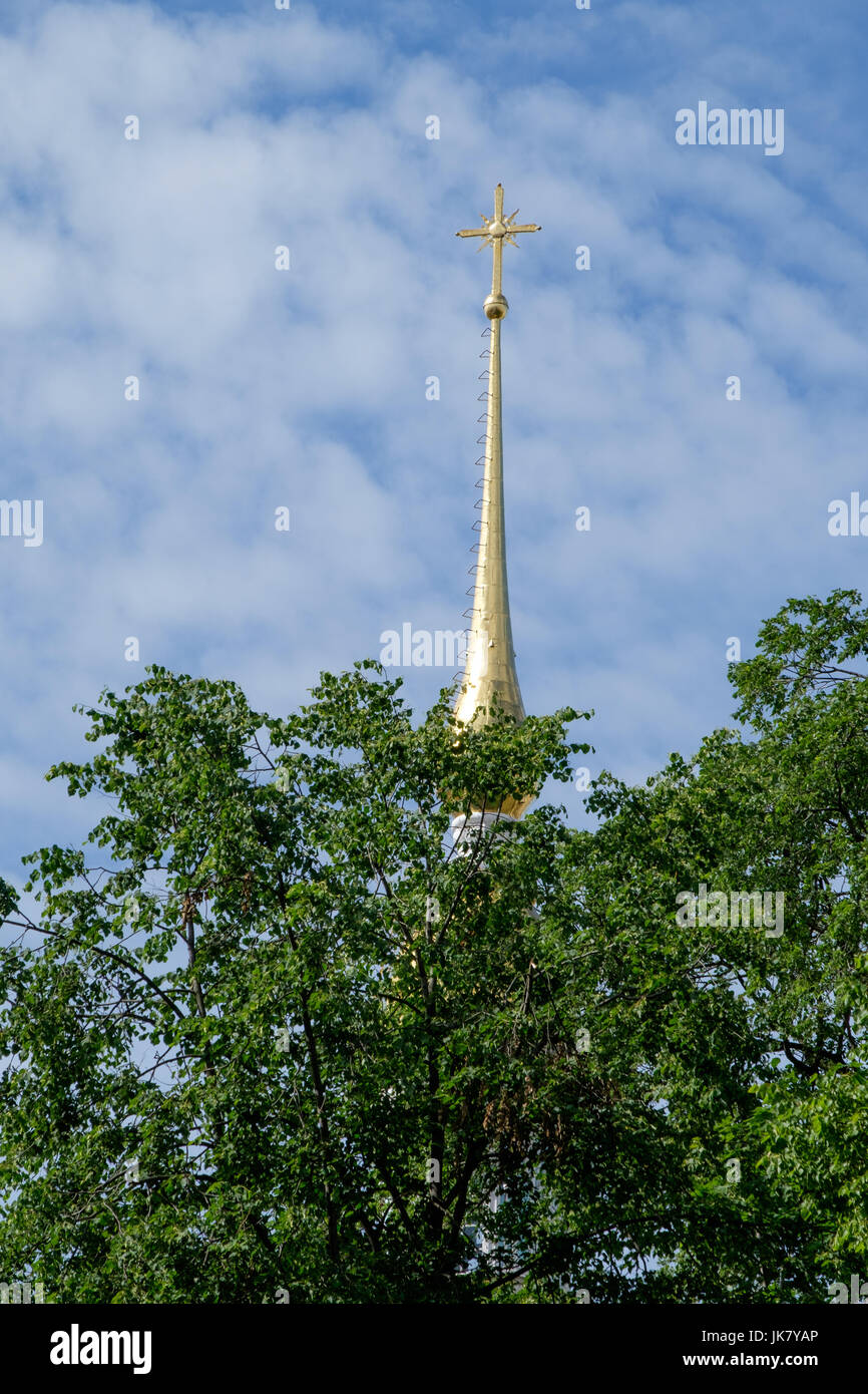 Castle in saint petersburg Stock Photo - Alamy