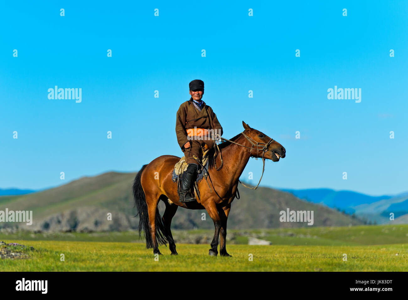 Mongolian horsemen hi-res stock photography and images - Alamy