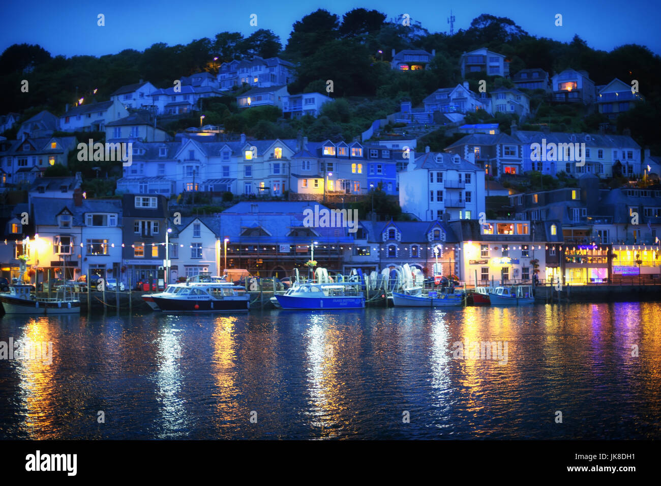 Looe cornwall night hi-res stock photography and images - Alamy