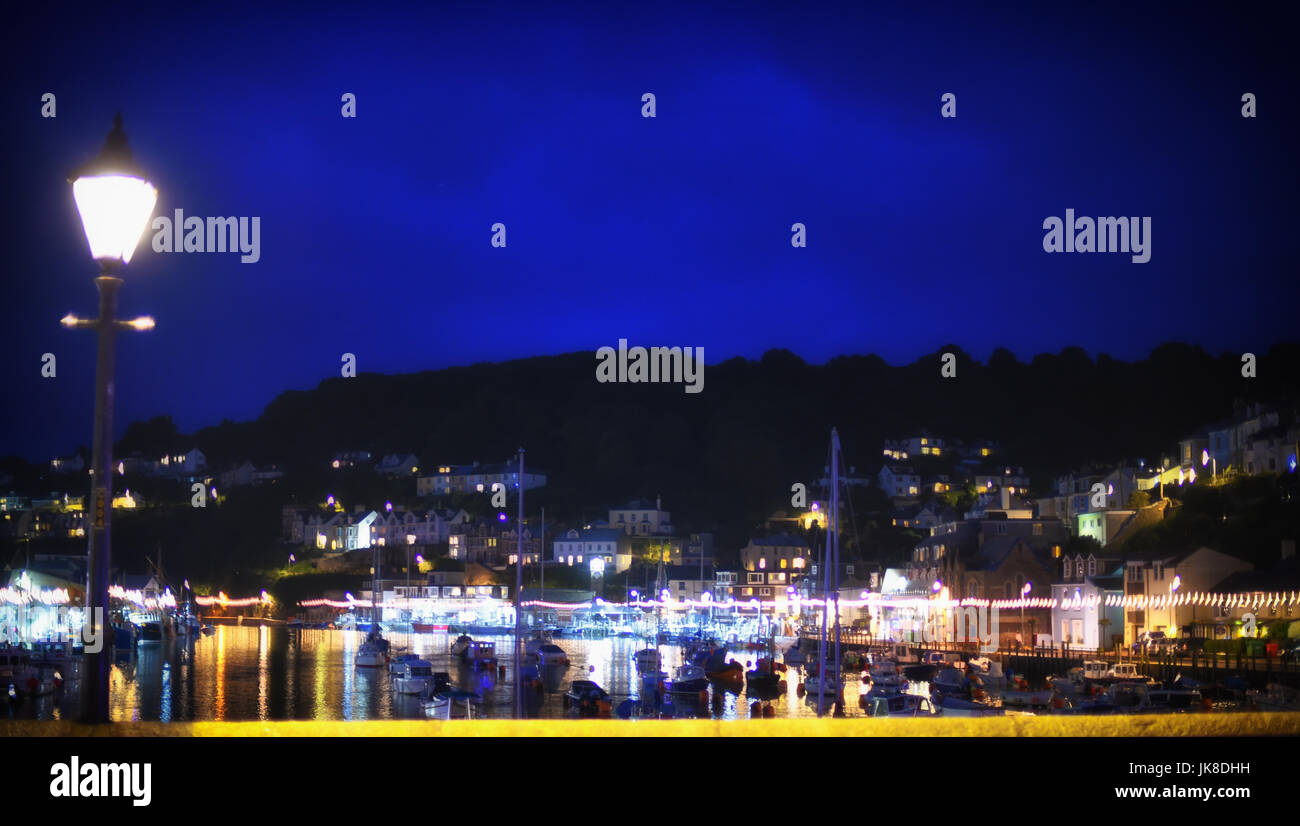 Looe harbour at night hi-res stock photography and images - Alamy