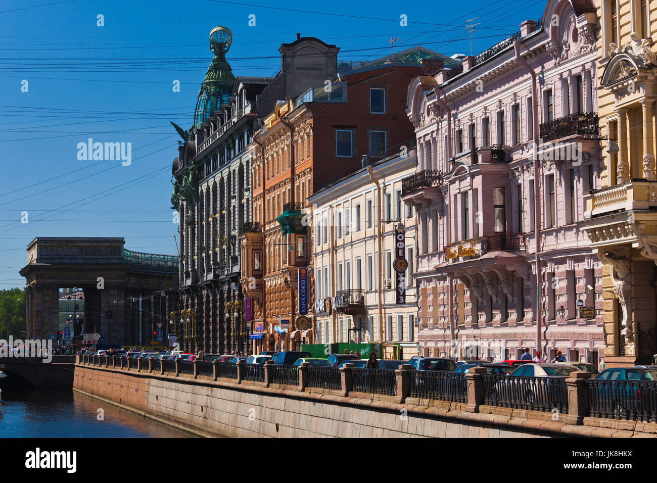Saint petersburg russia buildings hi-res stock photography and images ...