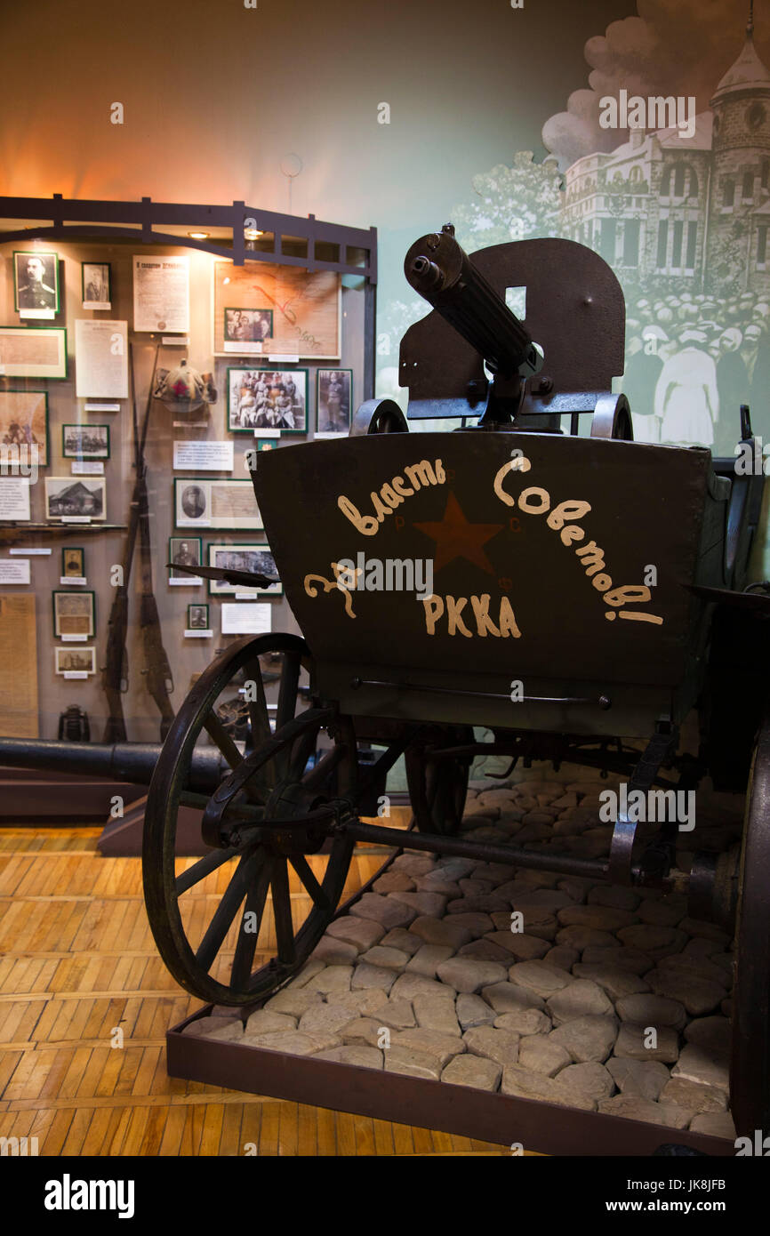 Revolutionary era horse drawn machine gun cart hi-res stock photography ...