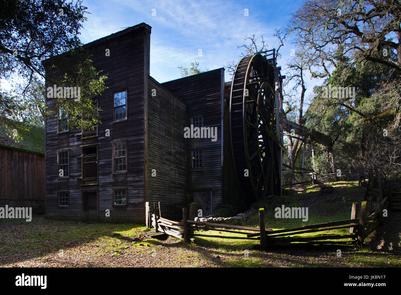 Gristmill winter hi-res stock photography and images - Alamy