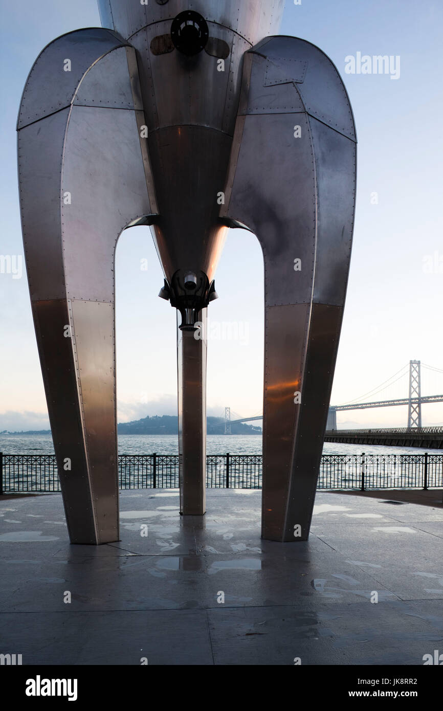 Rocketship hi-res stock photography and images - Alamy