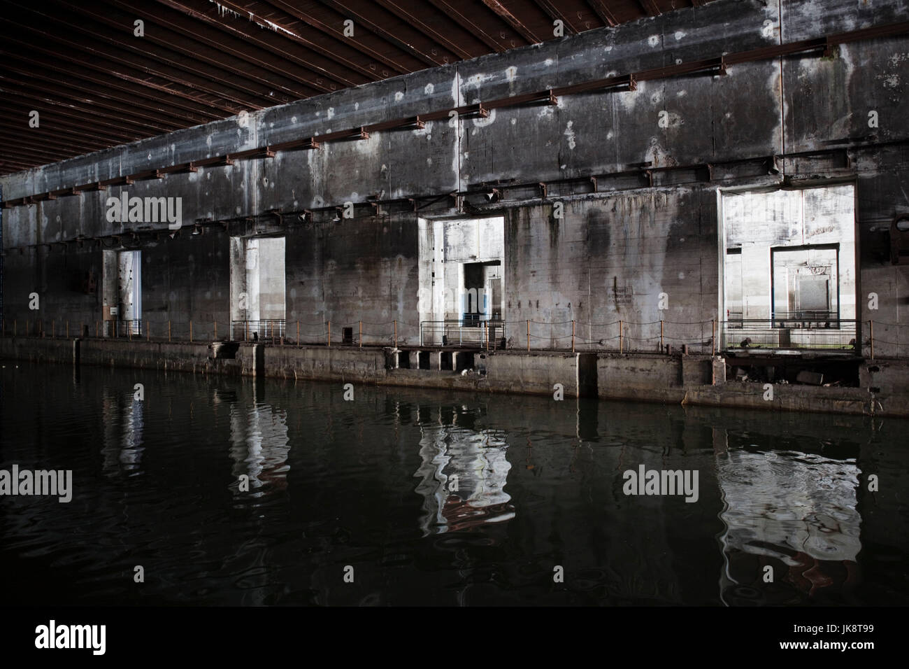 Submarine pen hi-res stock photography and images - Alamy