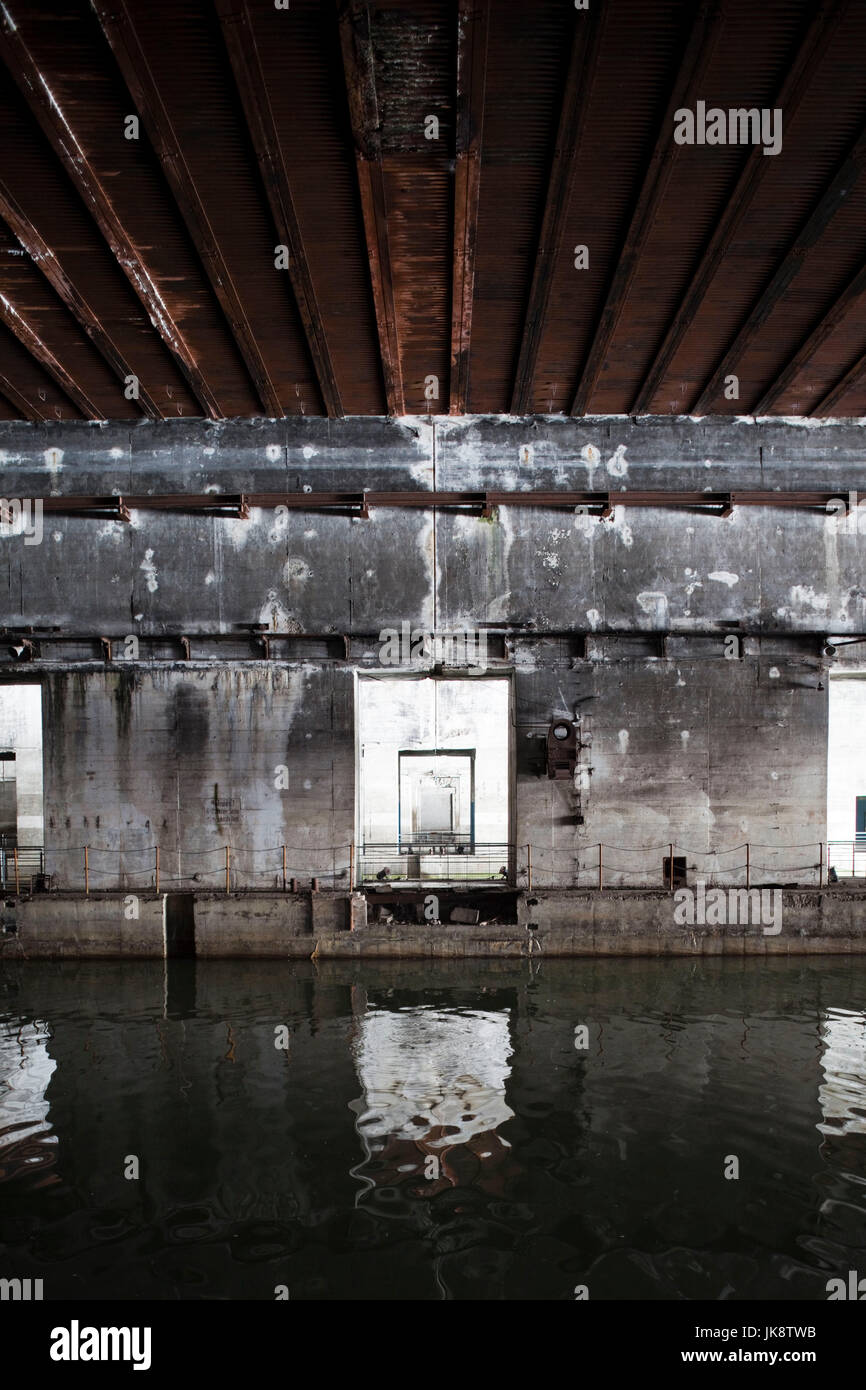 World war two submarine pen hi-res stock photography and images - Alamy