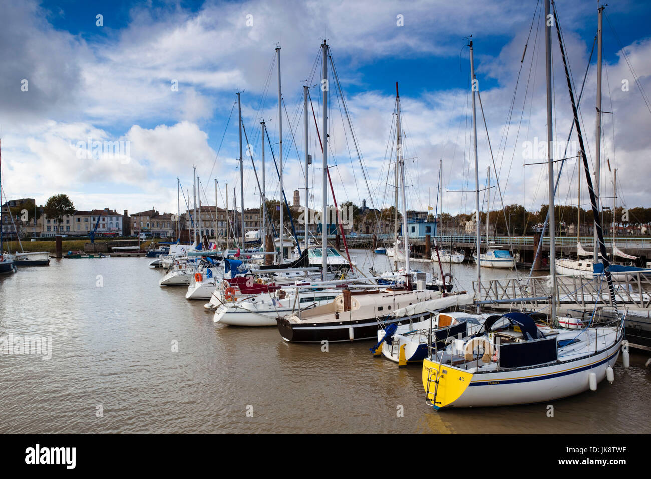 Gironde river hi-res stock photography and images - Alamy