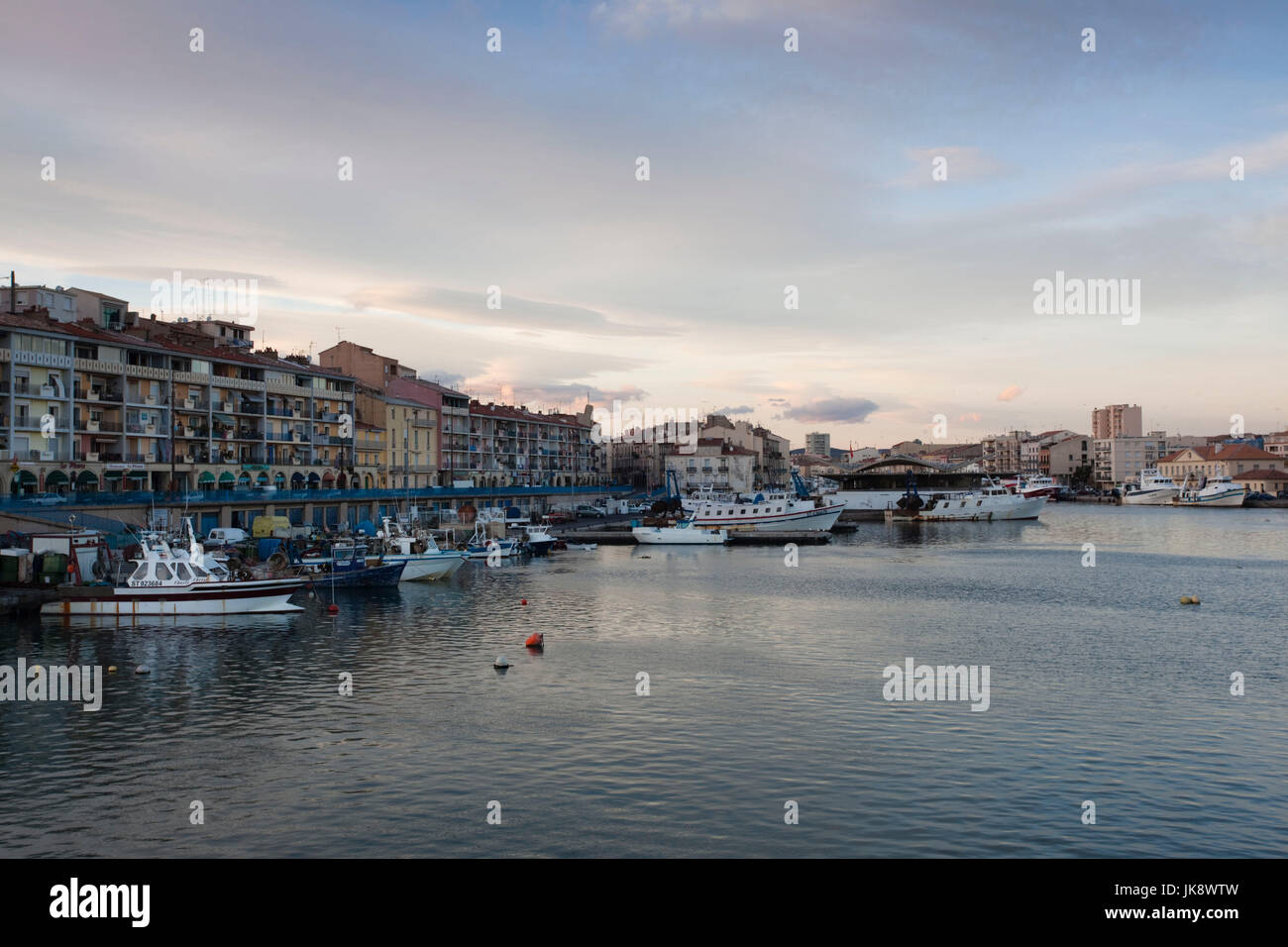 Sete port hi-res stock photography and images - Alamy