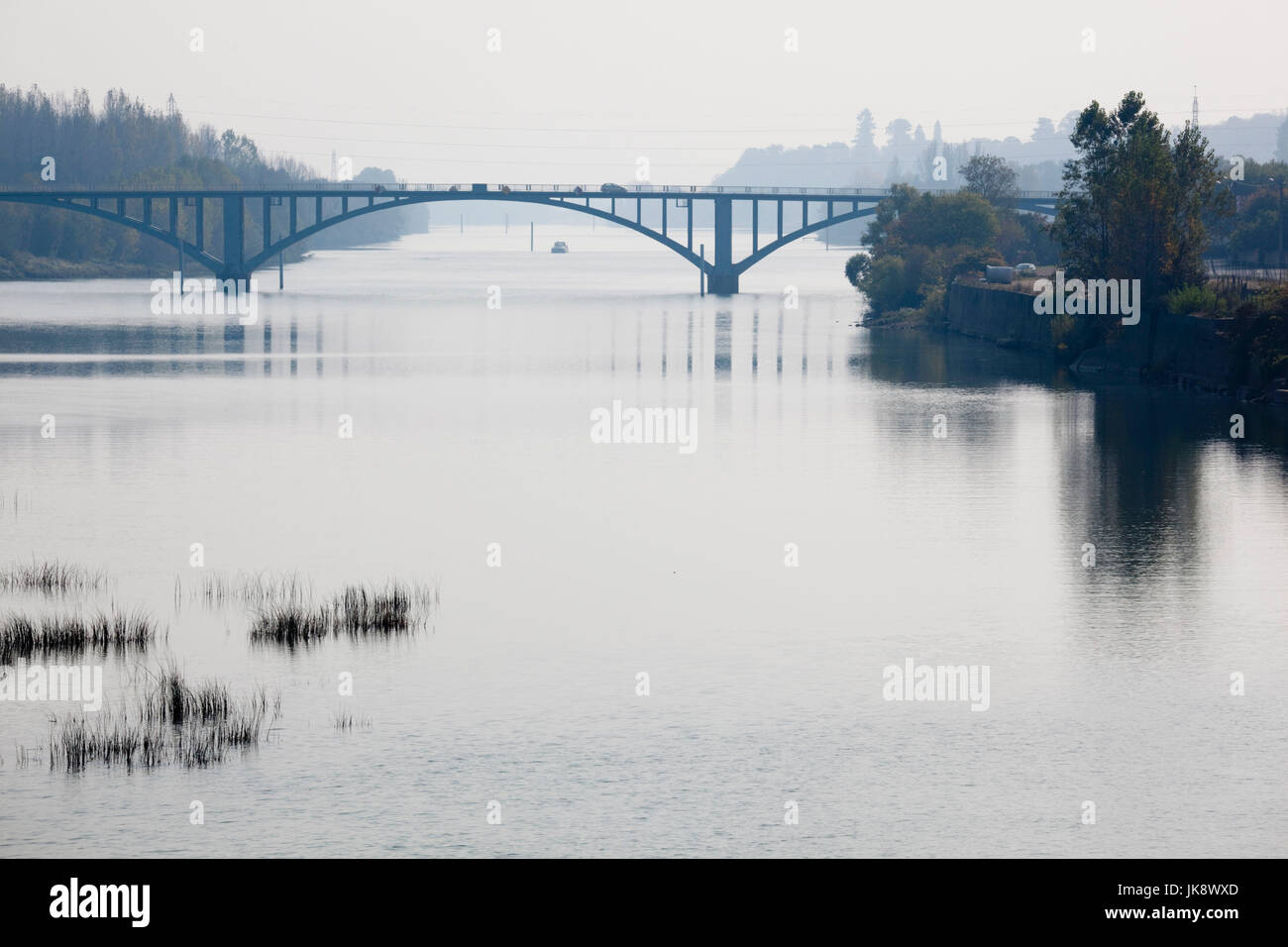 Tournus france hi-res stock photography and images - Alamy