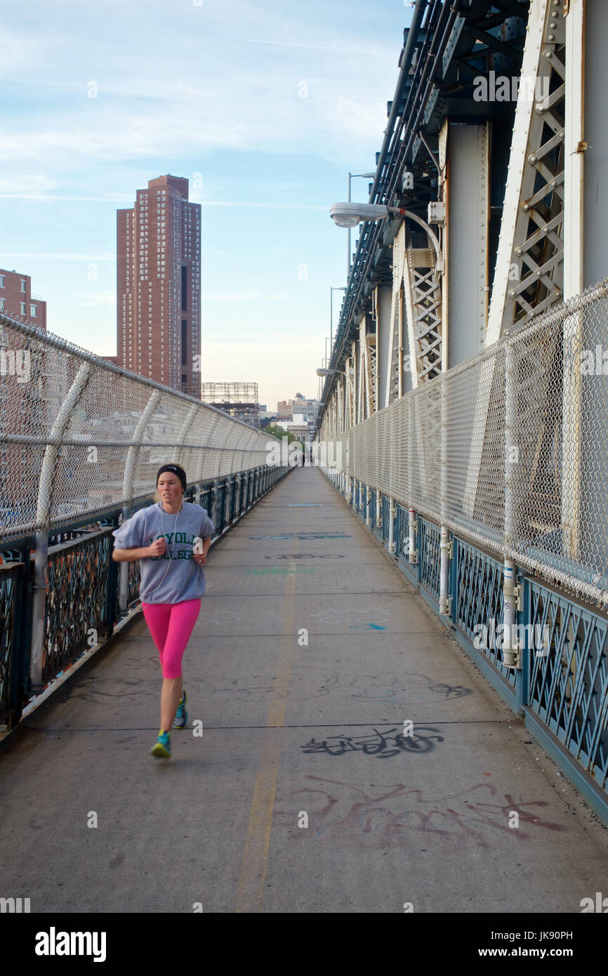 Running in manhattan hi-res stock photography and images - Alamy