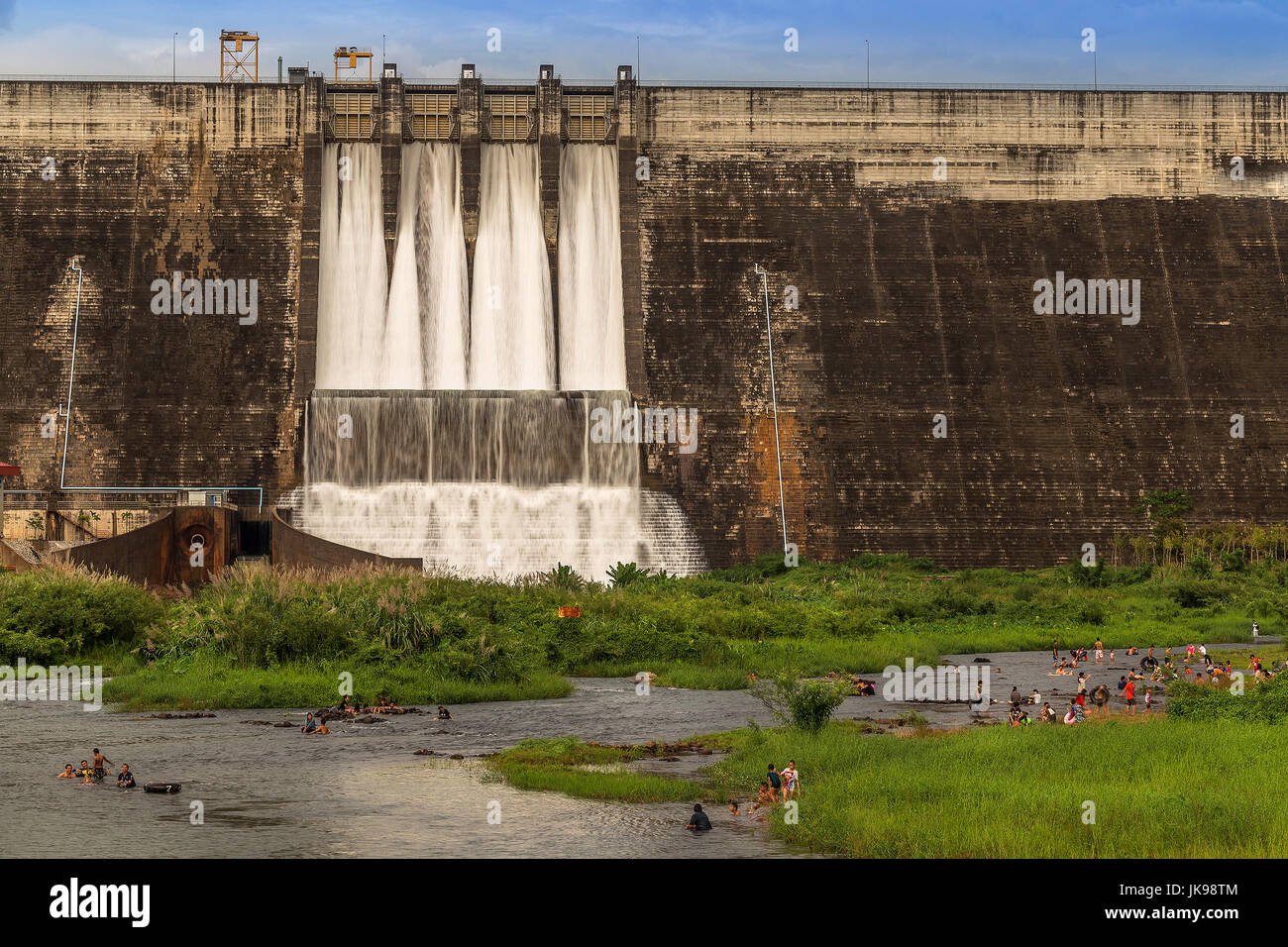 life with a beautiful dam Stock Photo - Alamy
